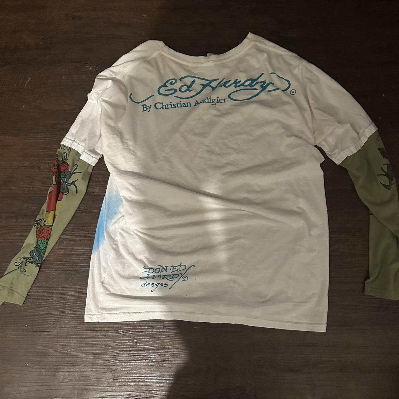 ed hardy tee with tatoo sleeves xxl fits like a xl - Depop