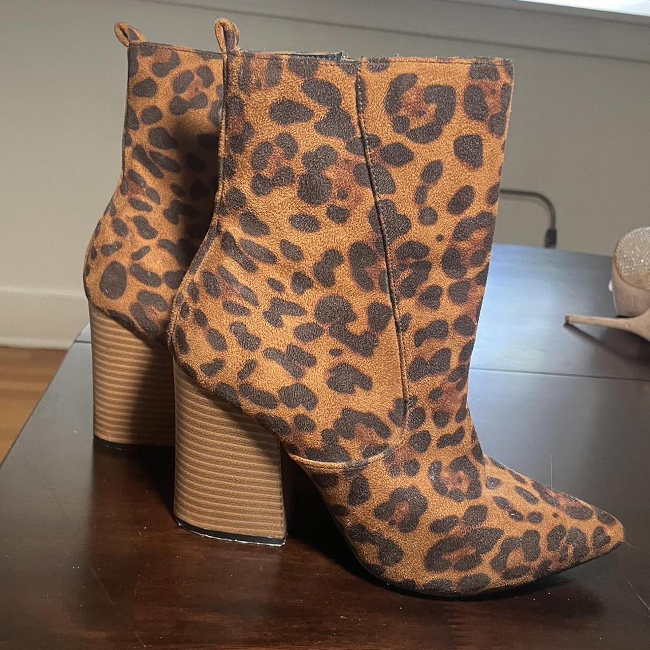 Cheetah print Block heeled booties! really comfy... - Depop