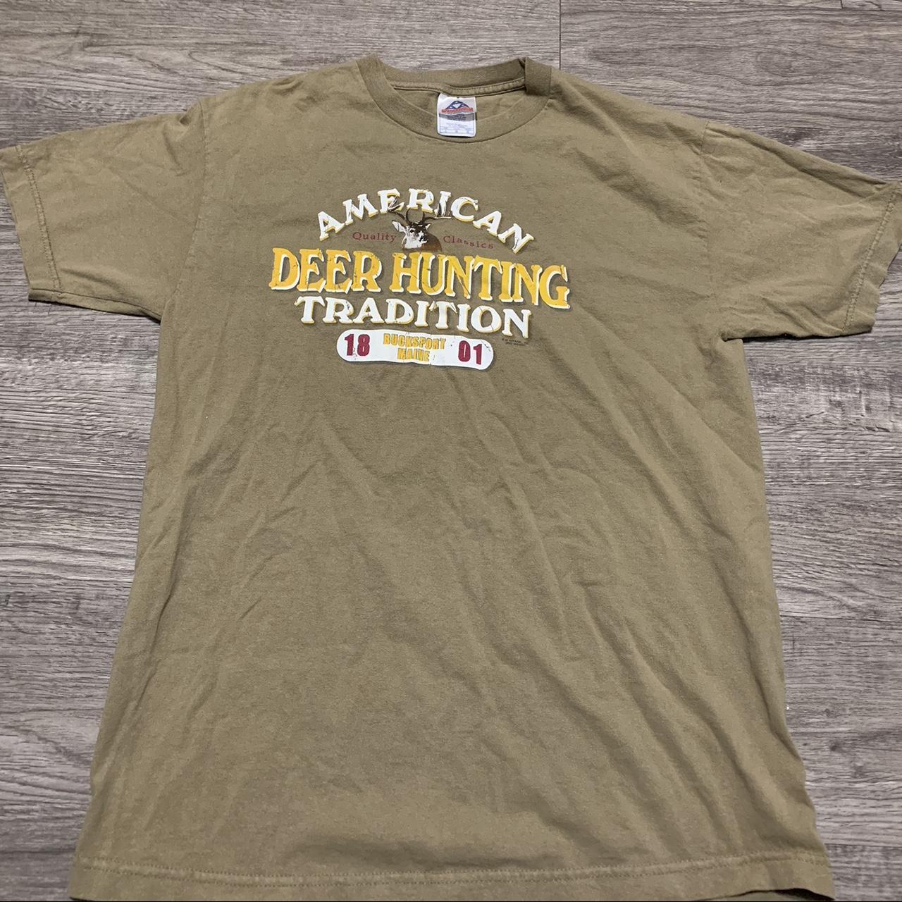 Vintage American Tradition Deer Hunting Tee Shirt... - Depop