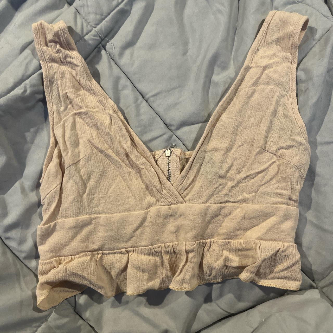 cream zip up cropped tank - Depop