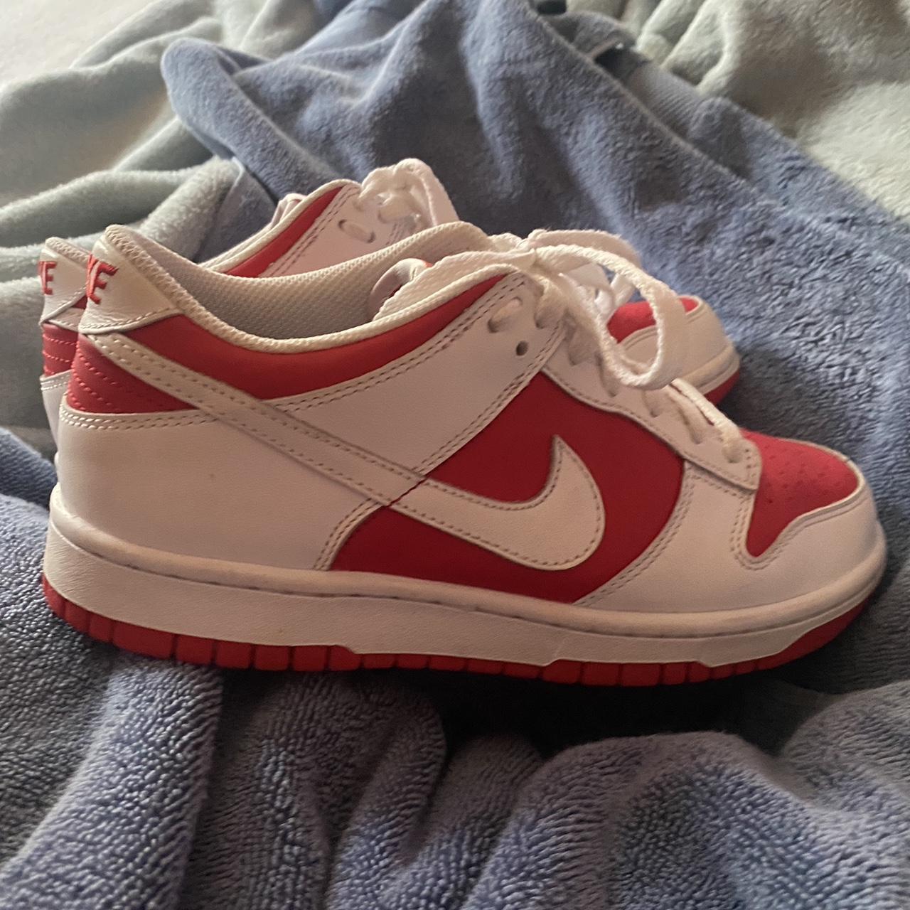 Nike Men's Red and White Trainers | Depop