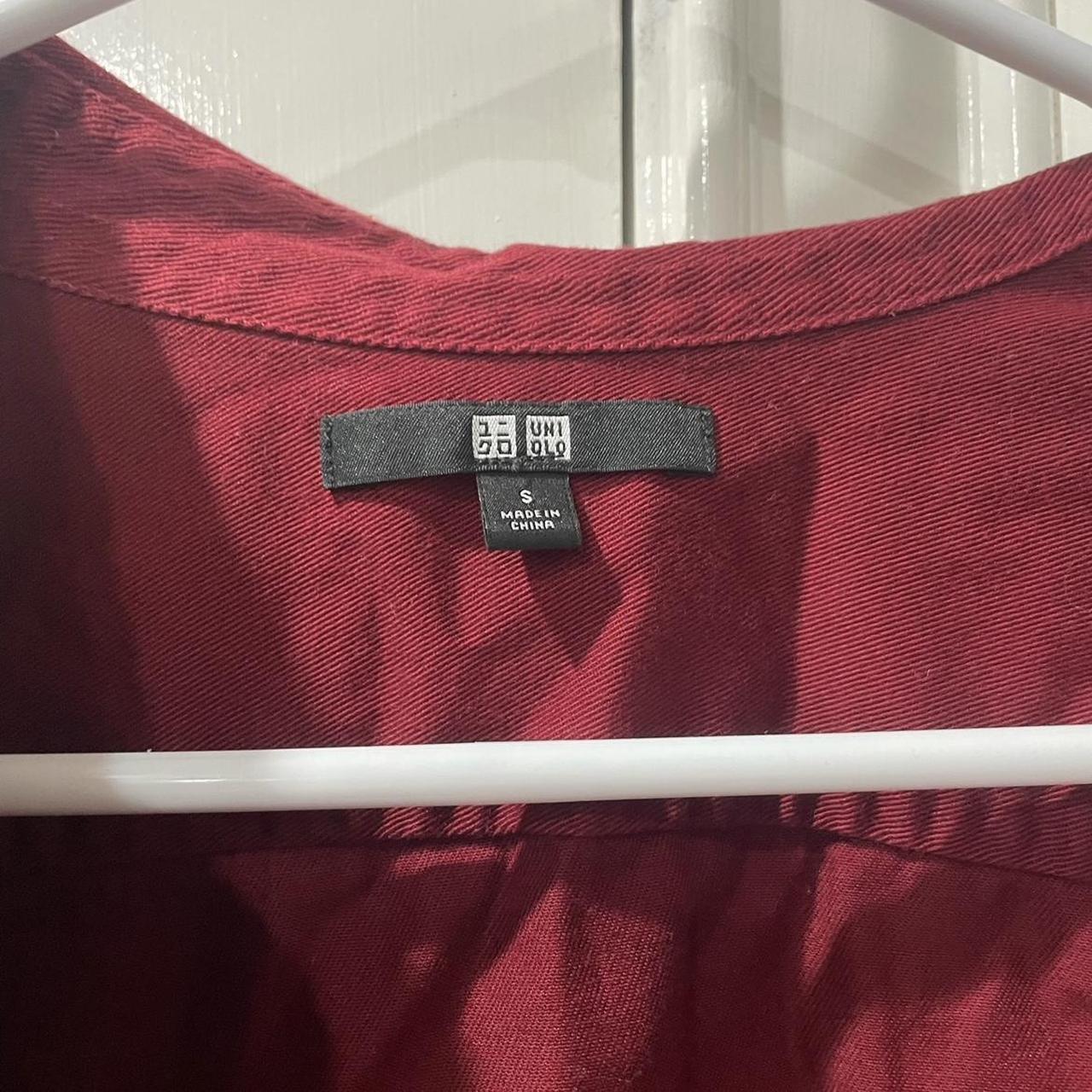 UNIQLO Men's Red Top | Depop
