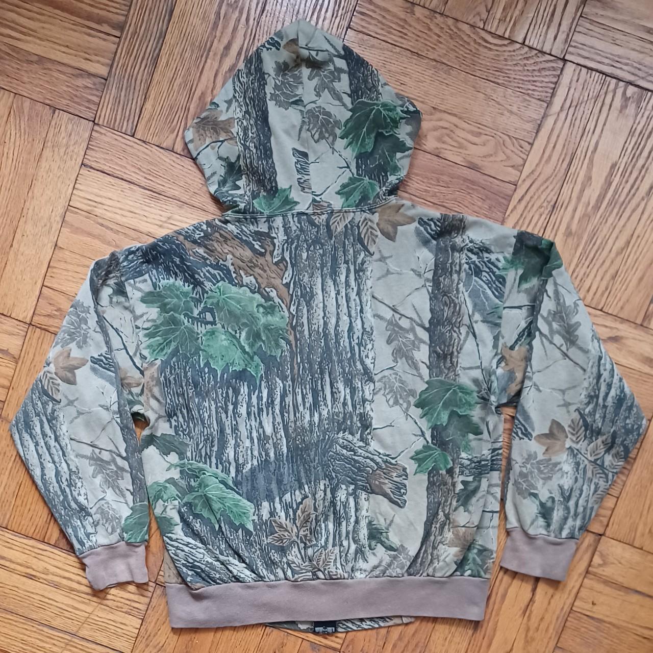 Vintage realtree camo zip up hoodie 🖤50%... - Depop