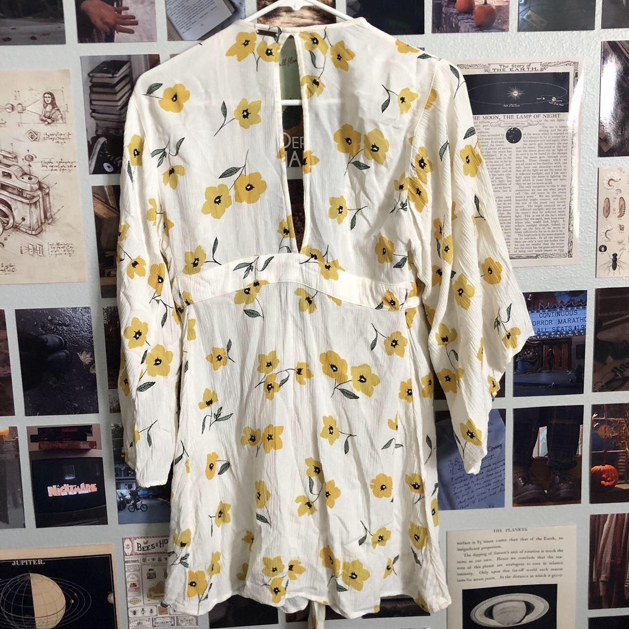 Billabong Women's White and Yellow Cover-ups | Depop