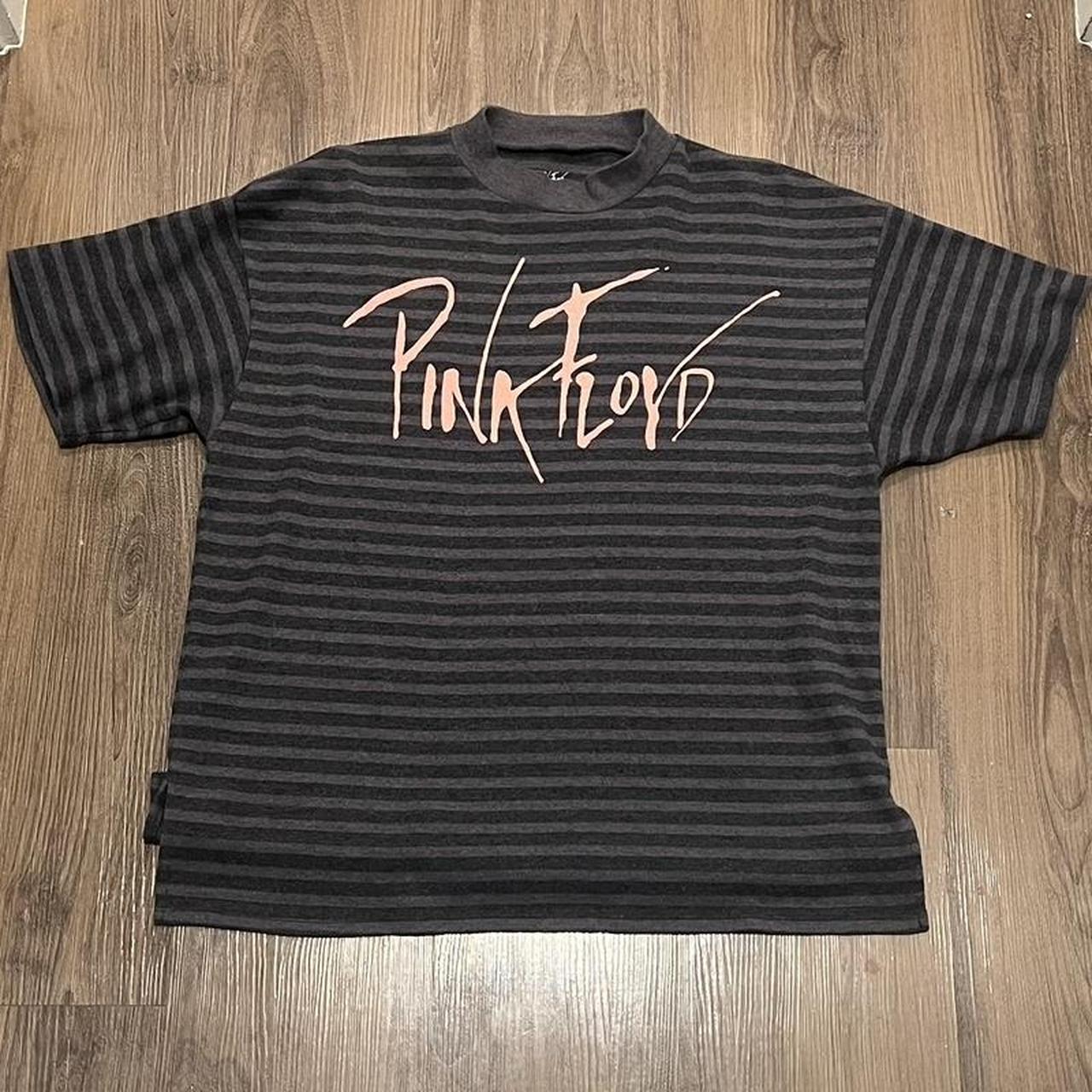 Y2K Pink Floyd emo grunge skater style band tee... - Depop