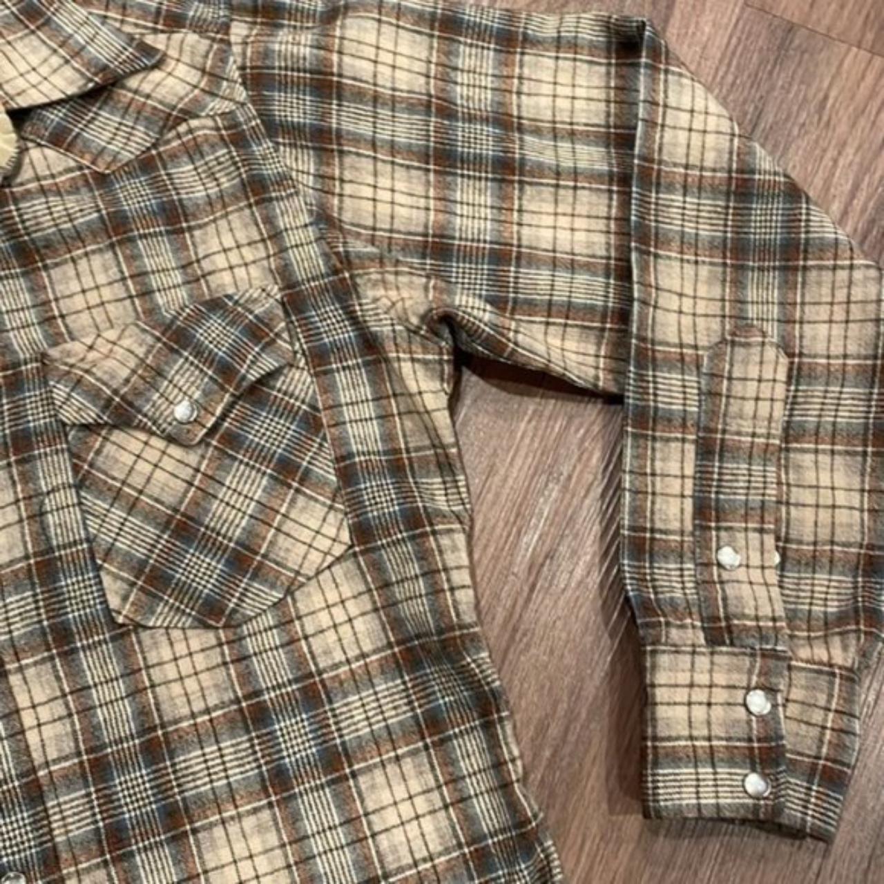 1970s Vintage Pendleton Button Snap High Grade... - Depop