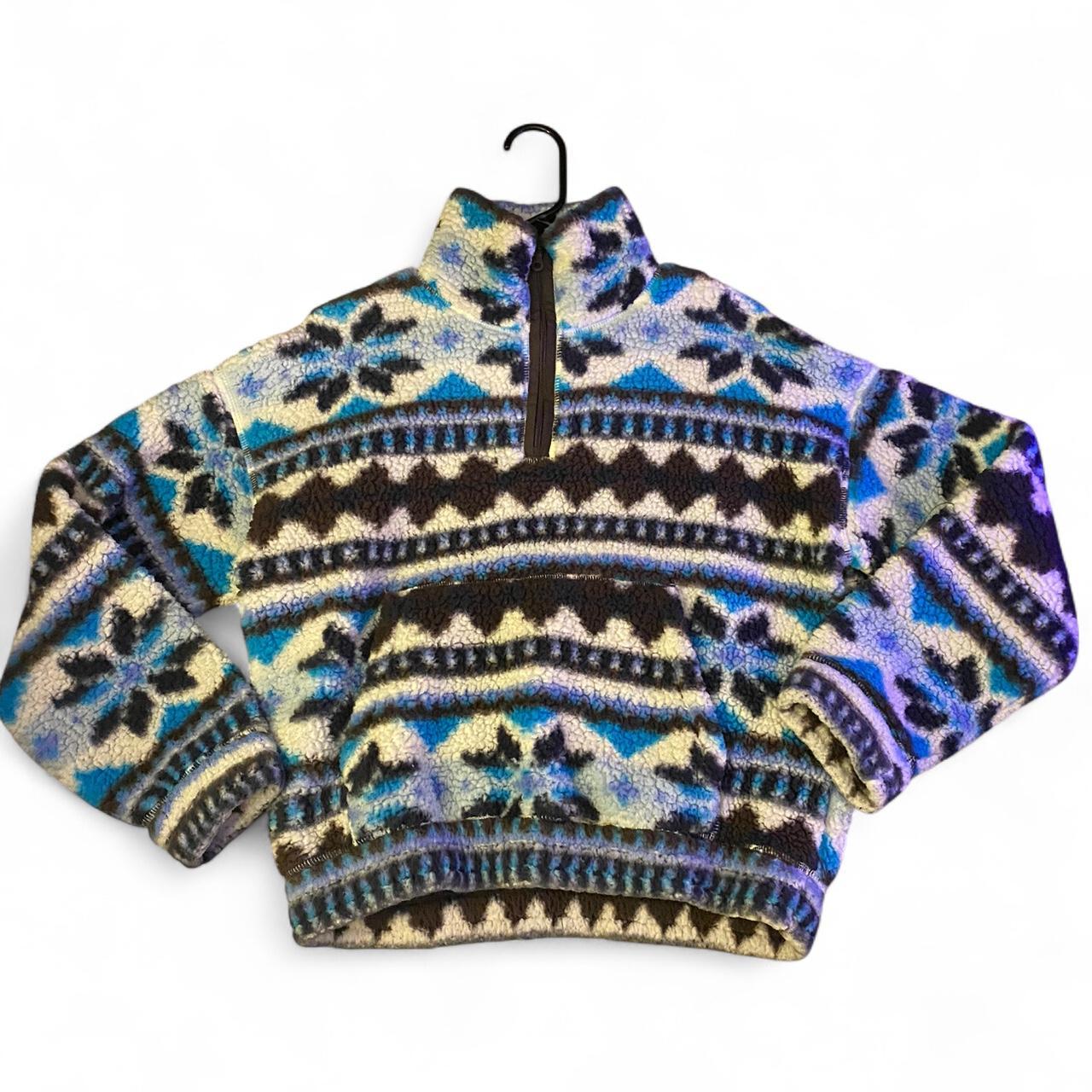 Blue, black, and white Aerie fleece pullover Perfect... | Depop