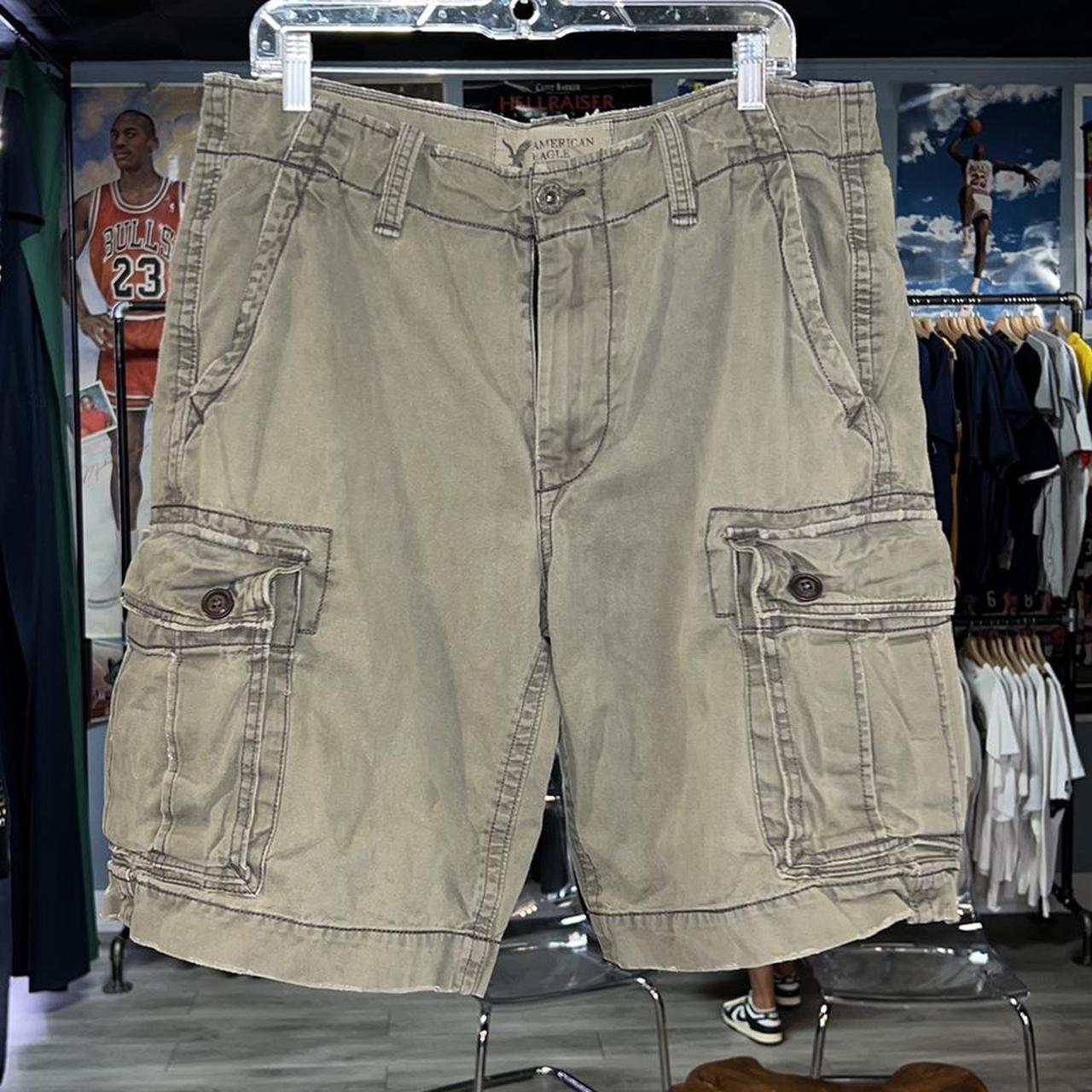 American Eagle Men's Green Shorts | Depop