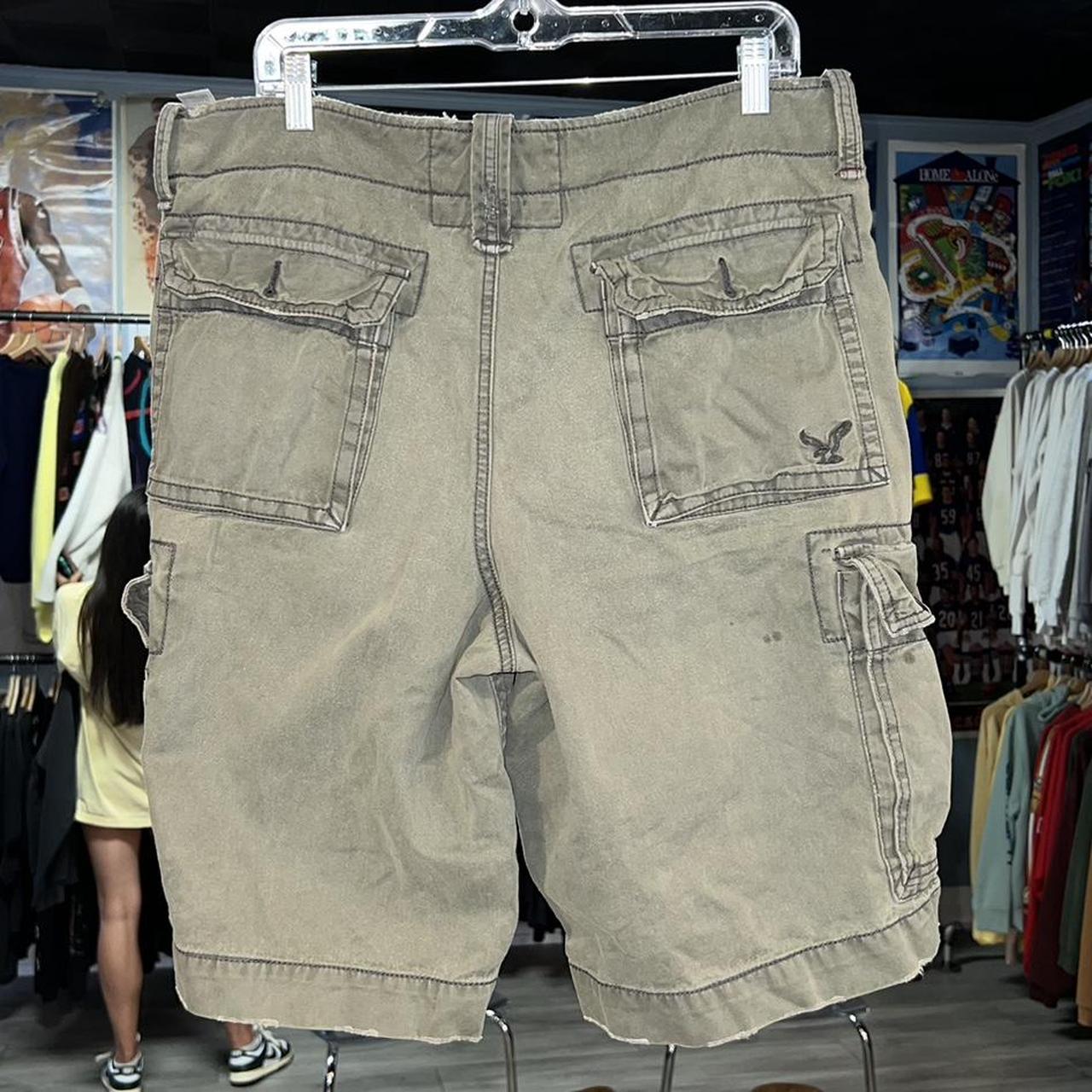 American Eagle Men's Green Shorts | Depop