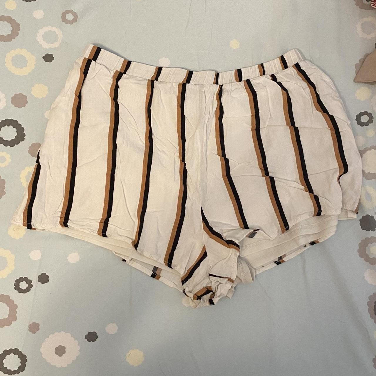 Forever 21 Women's Shorts | Depop