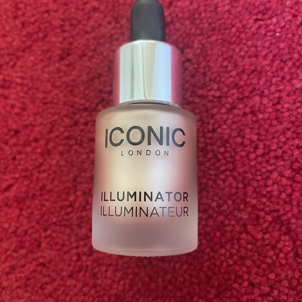 Iconic London Gold Makeup | Depop