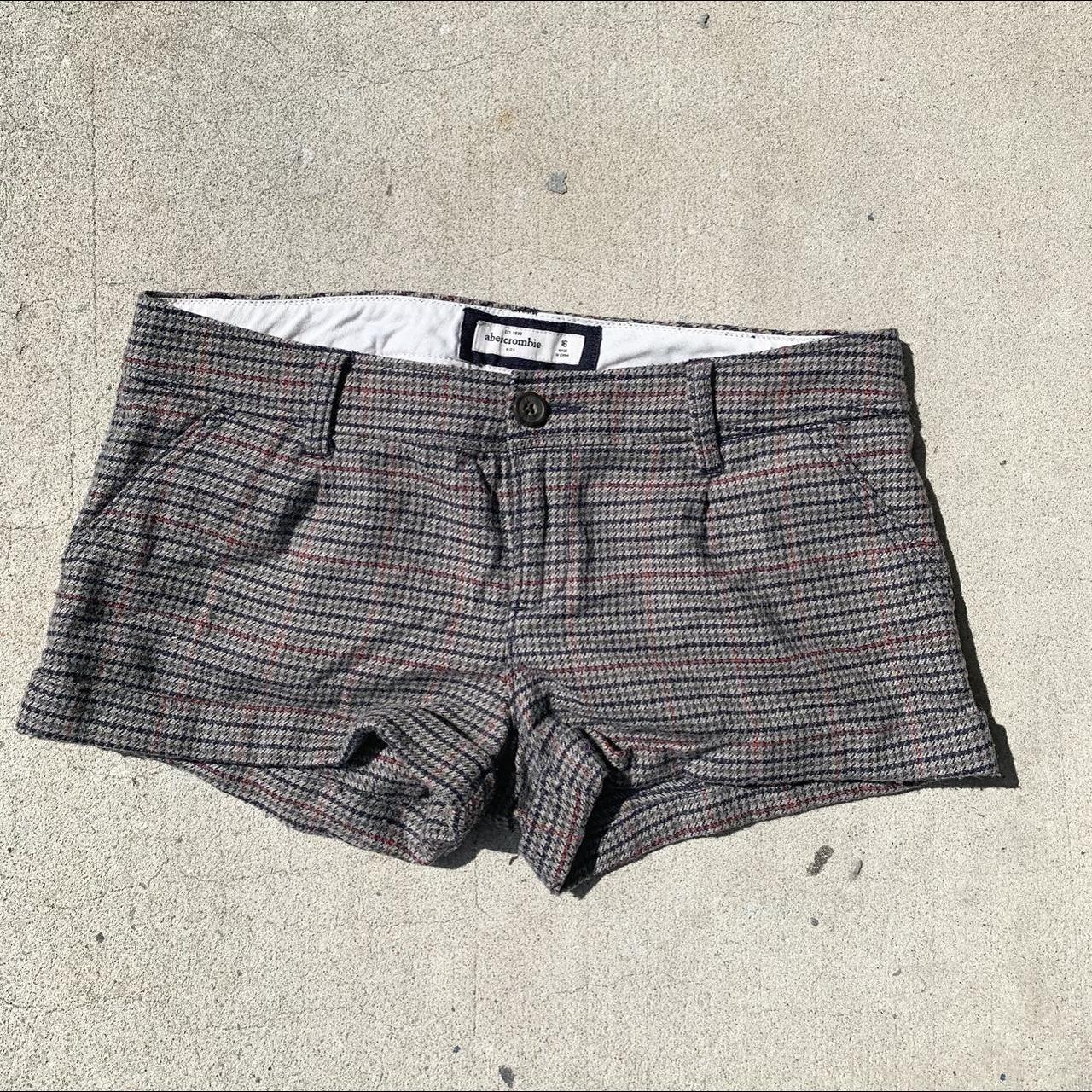 super cute shorts! #grunge #emo #y2k #skater #indie - Depop
