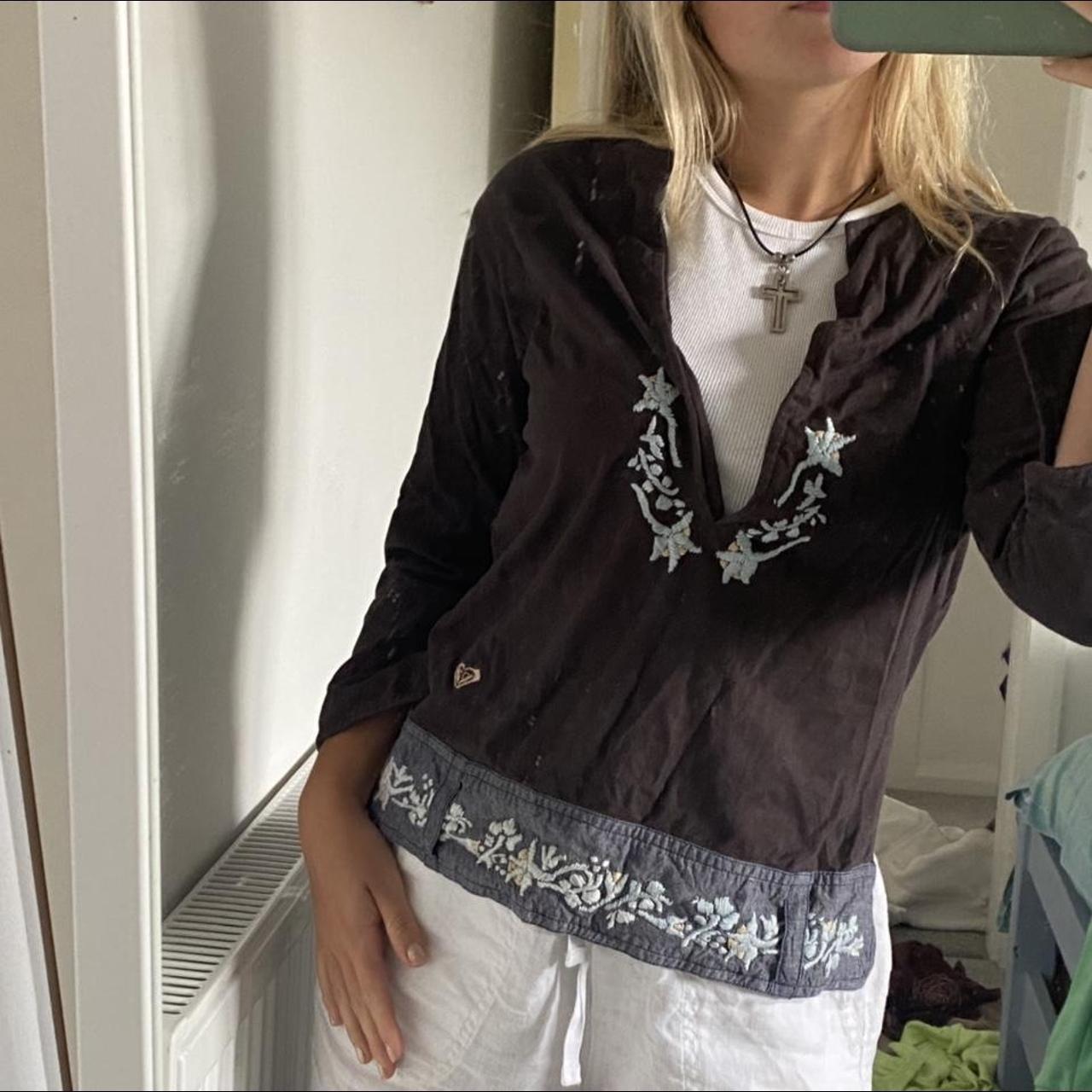 Vintage Roxy brown 3/4 length t-shirt funky shirt... - Depop