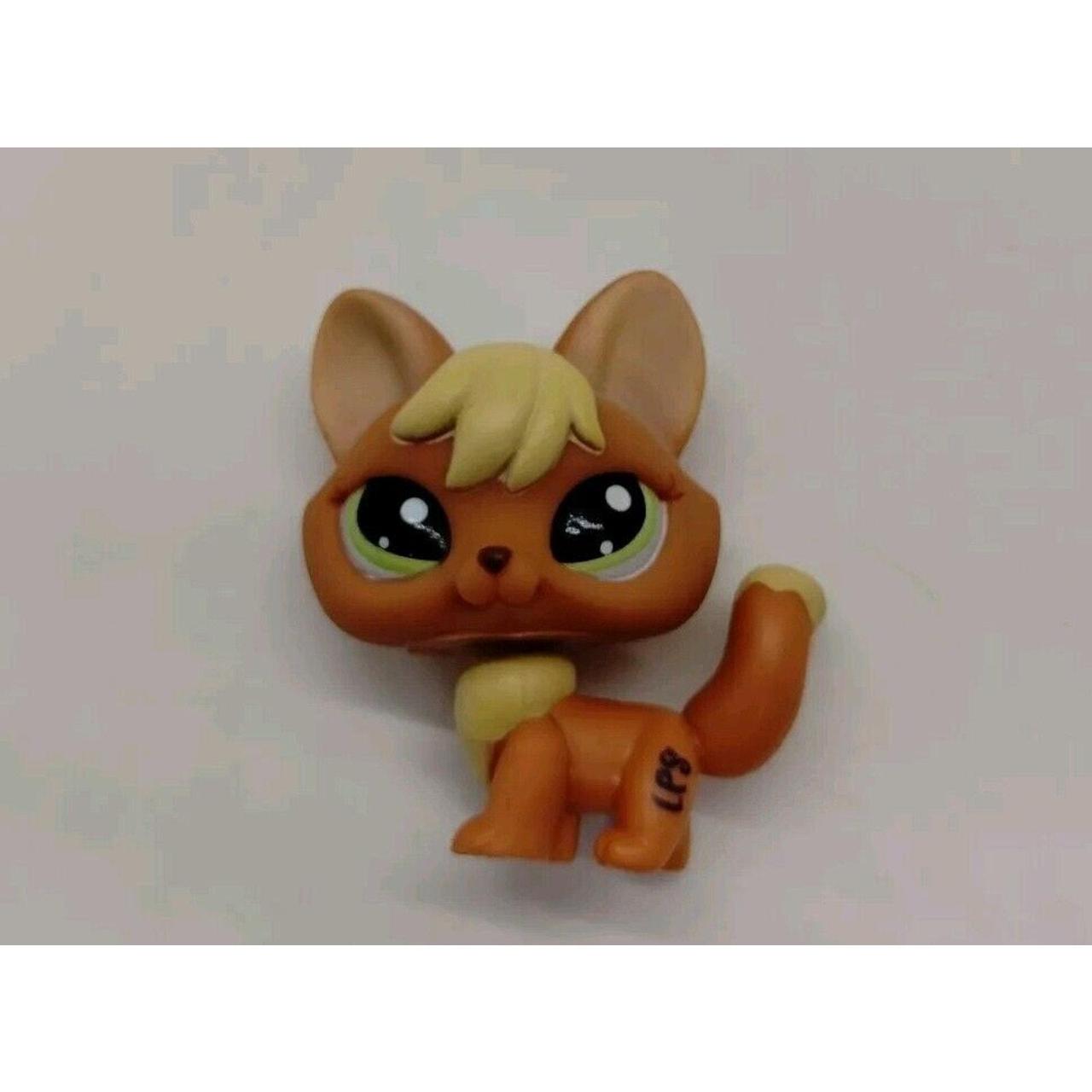 This adorable Littlest Pet Shop Fox is a must-have... - Depop