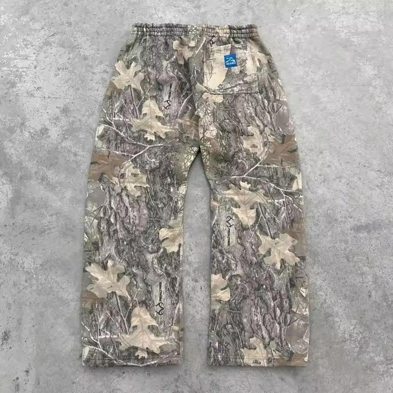 Akimbo Club Realtree Camo Heavyweight... | Depop