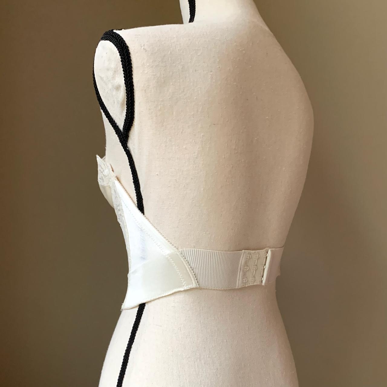 Victoria's Secret Women's White Underwear | Depop