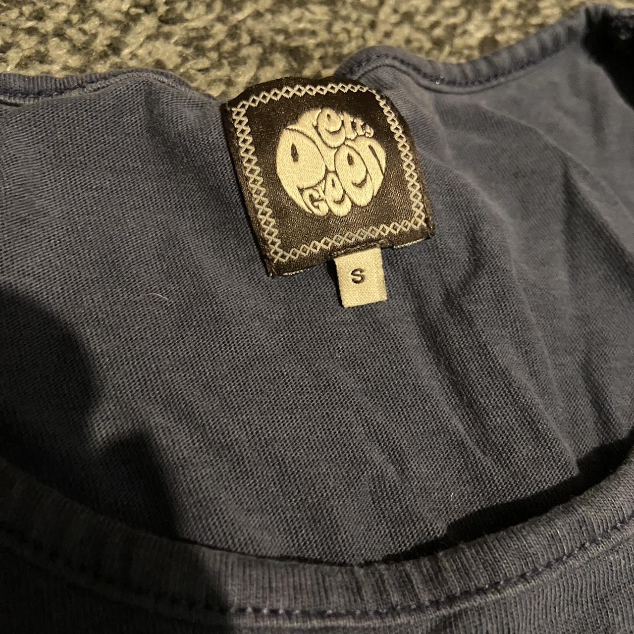 pretty green logo tshirt, worn a couple times but... - Depop