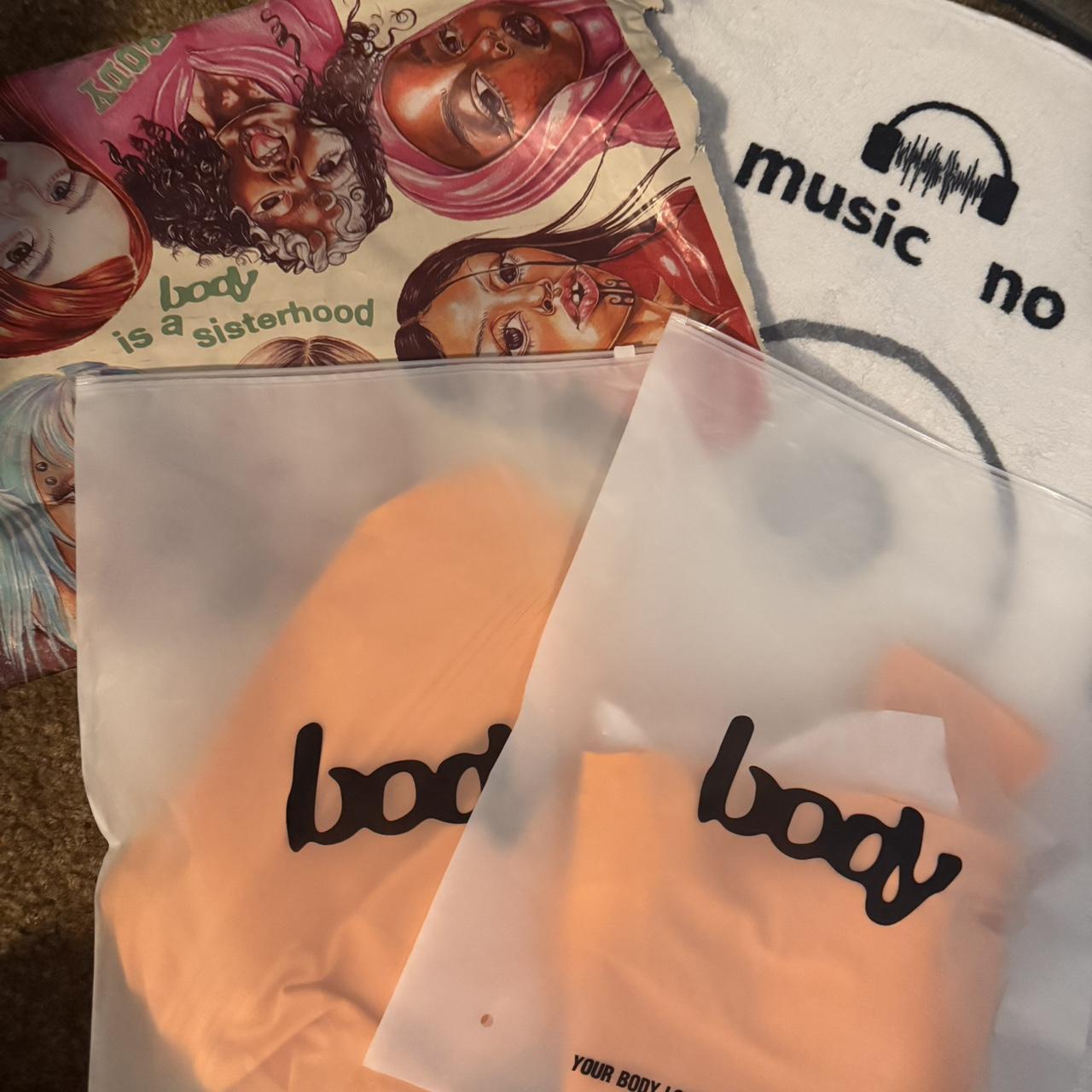 Body By Raven Tracey set in original... - Depop