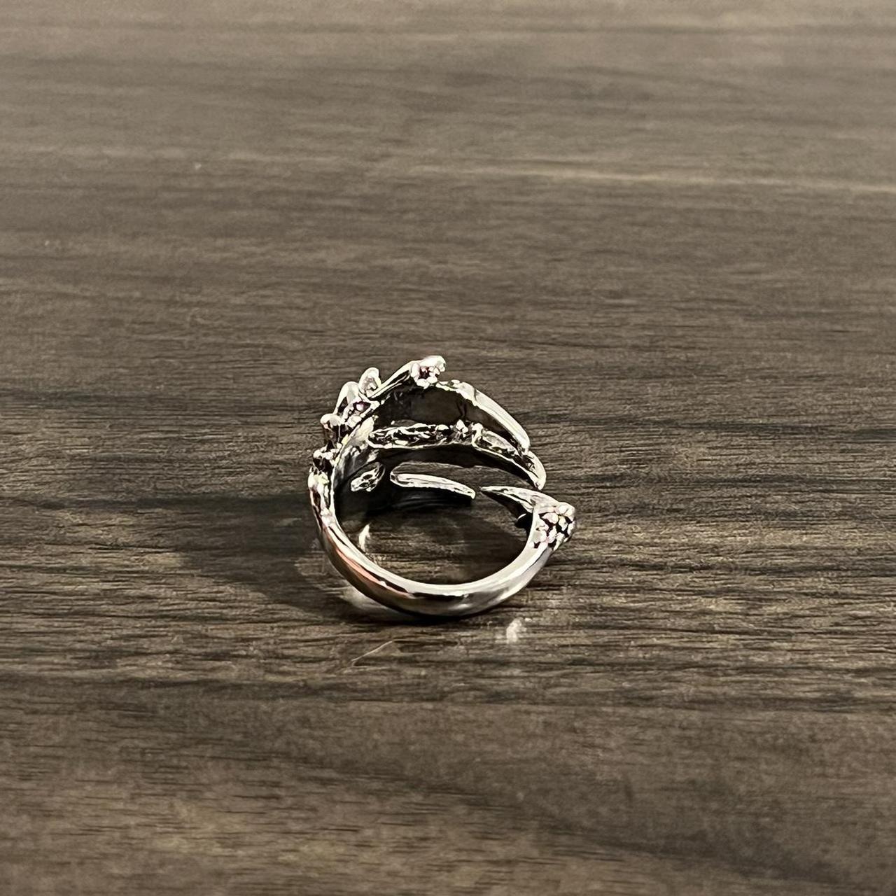 adjustable dragon claws ring 💿⛓️ *can bundle with... - Depop