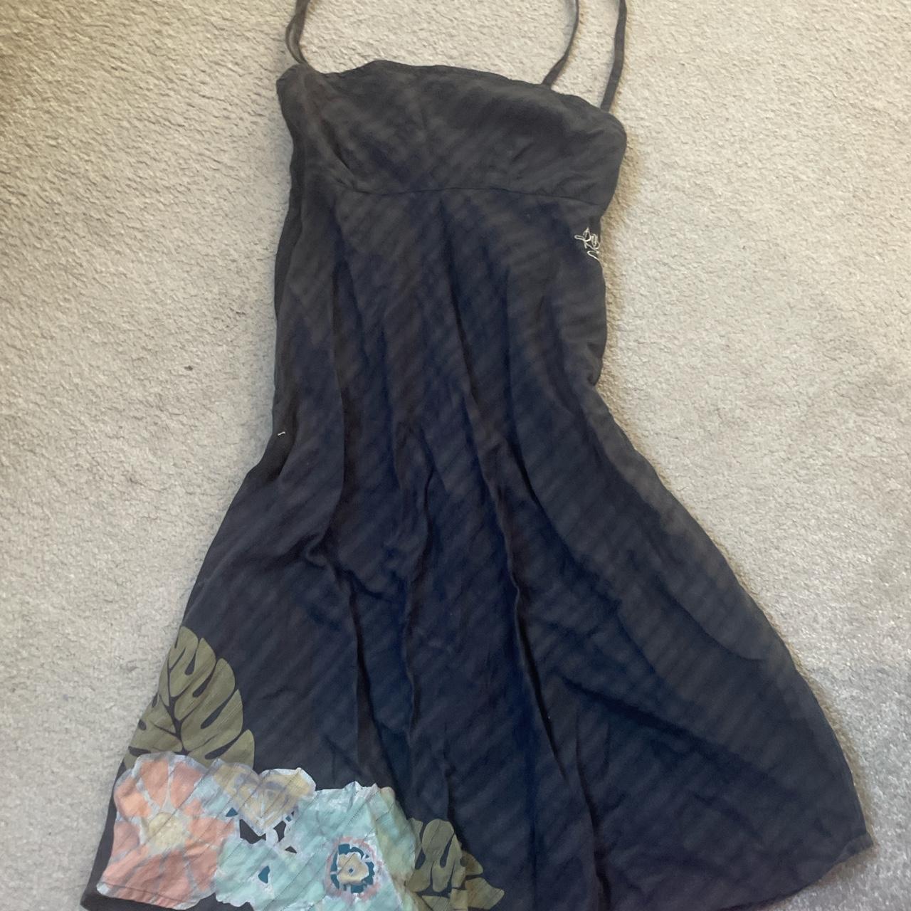 ROXY NAVY SUMMER DRESS FLORAL PATTERN SO CUTE SIZE... - Depop