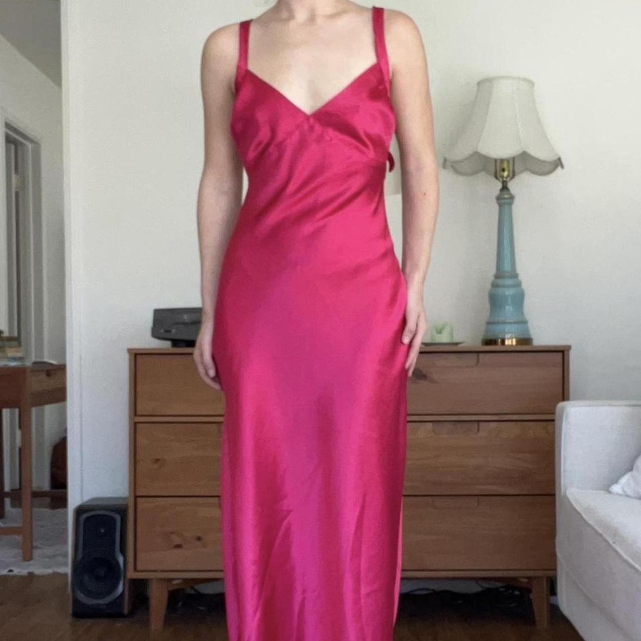 Repop of this GORGEOUS genuine vintage pink slip... - Depop