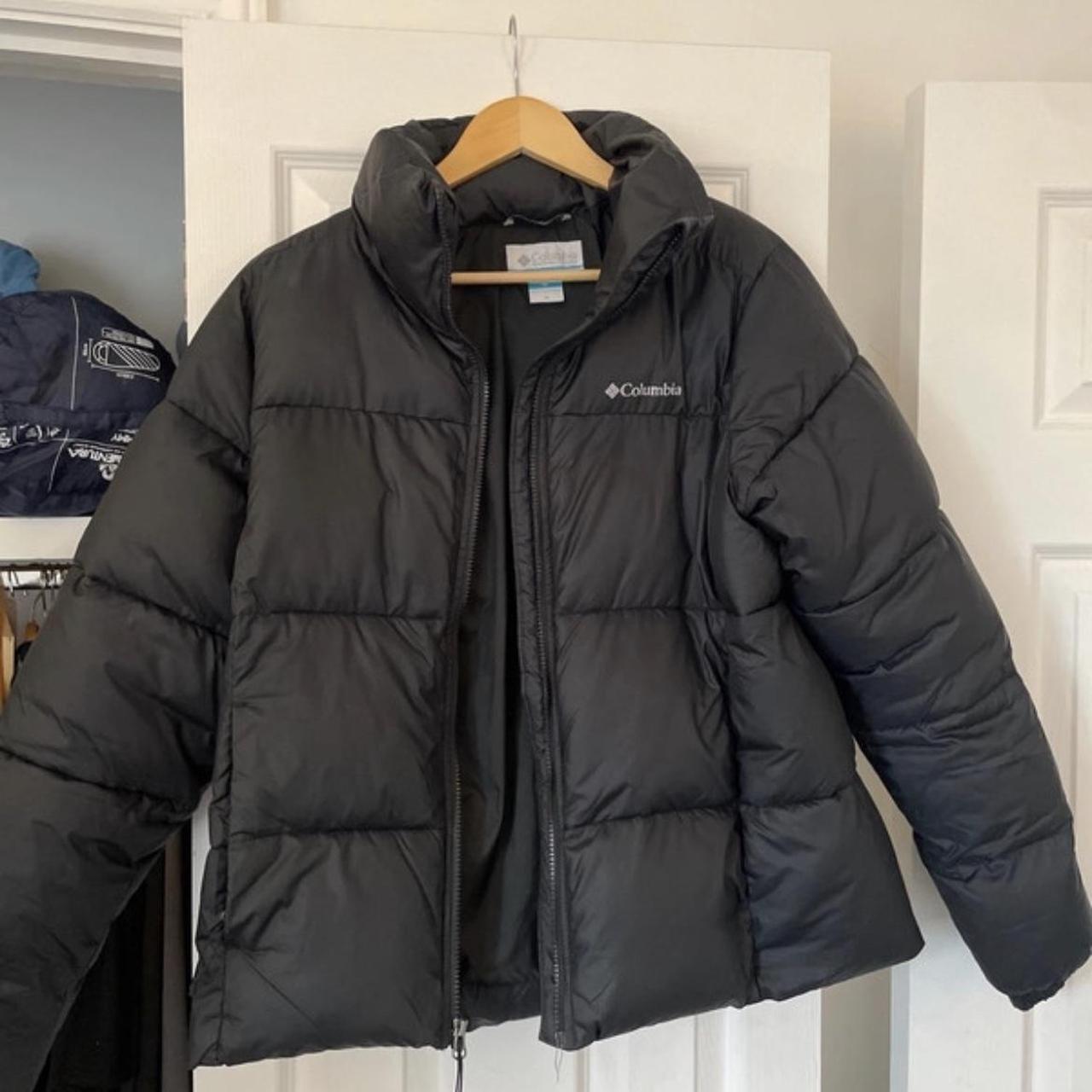 Men’s Columbia puffer jacket size medium great... - Depop