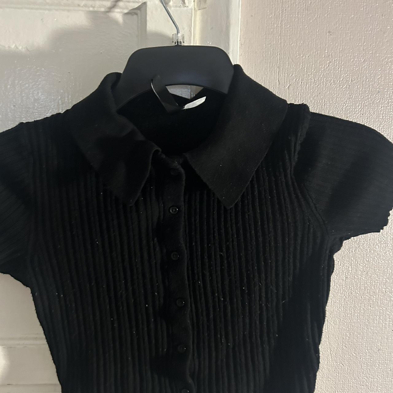 h&m cropped black ribbed polo top - Depop