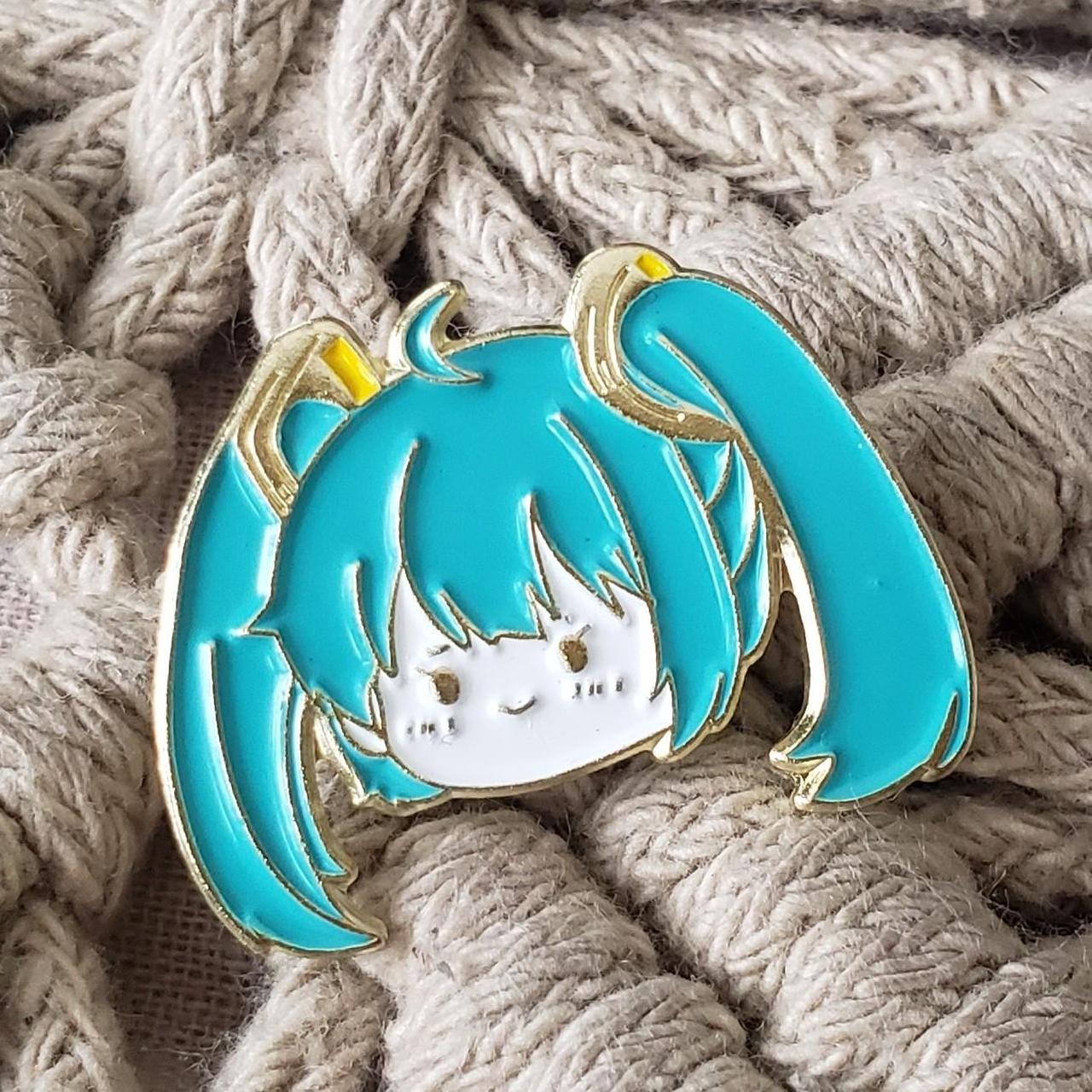 Hatsune Miku Pin Please look at photos and pin... - Depop