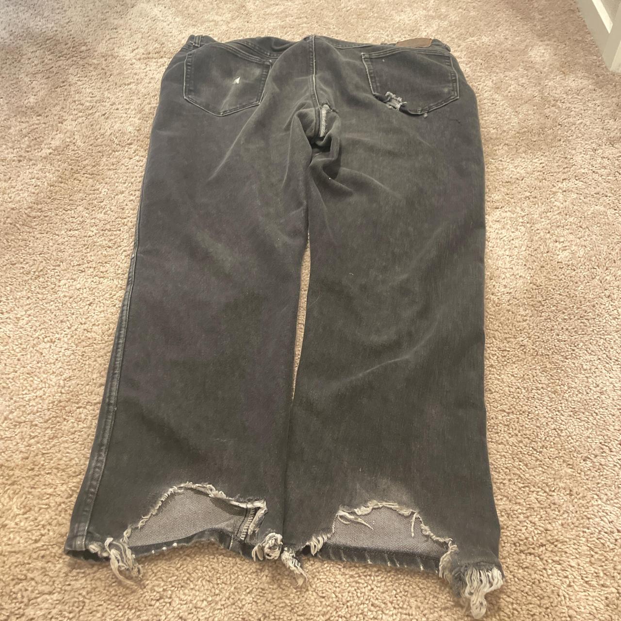 wrangler jeans pretty ripped | Depop