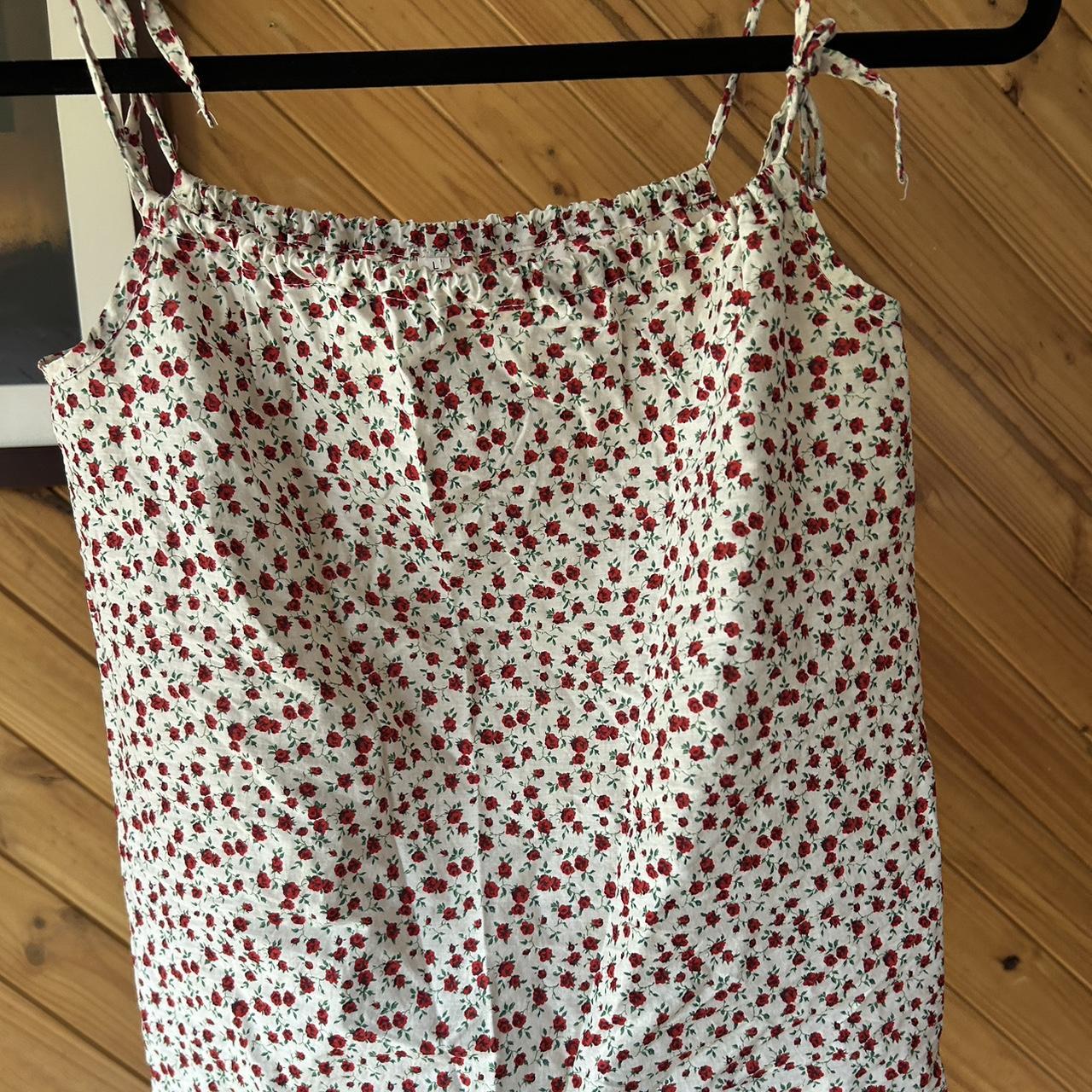 Handmade linen top Dearest rose print, little bows... - Depop