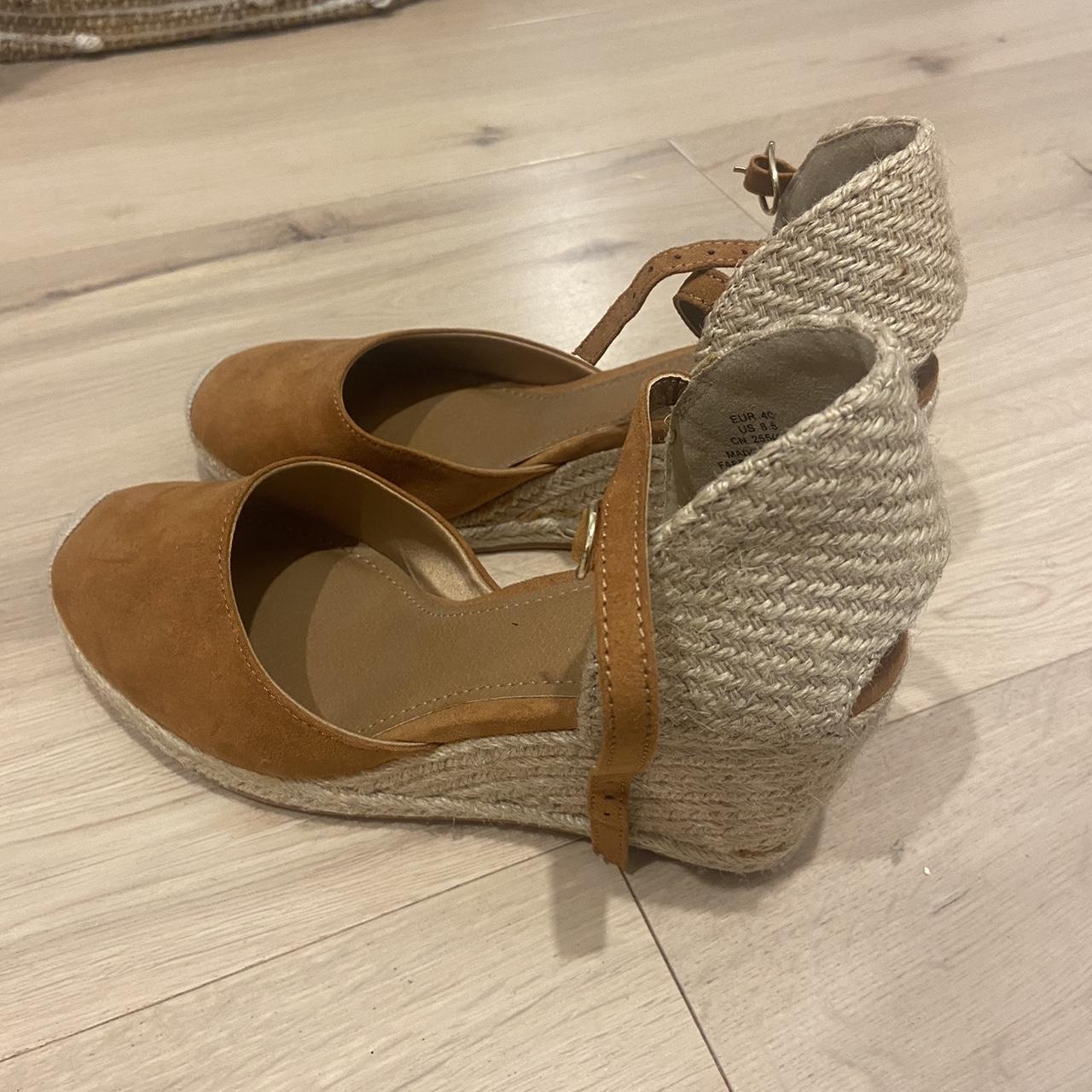Selling H&M size 40 wedges. Such a cute pair of... - Depop