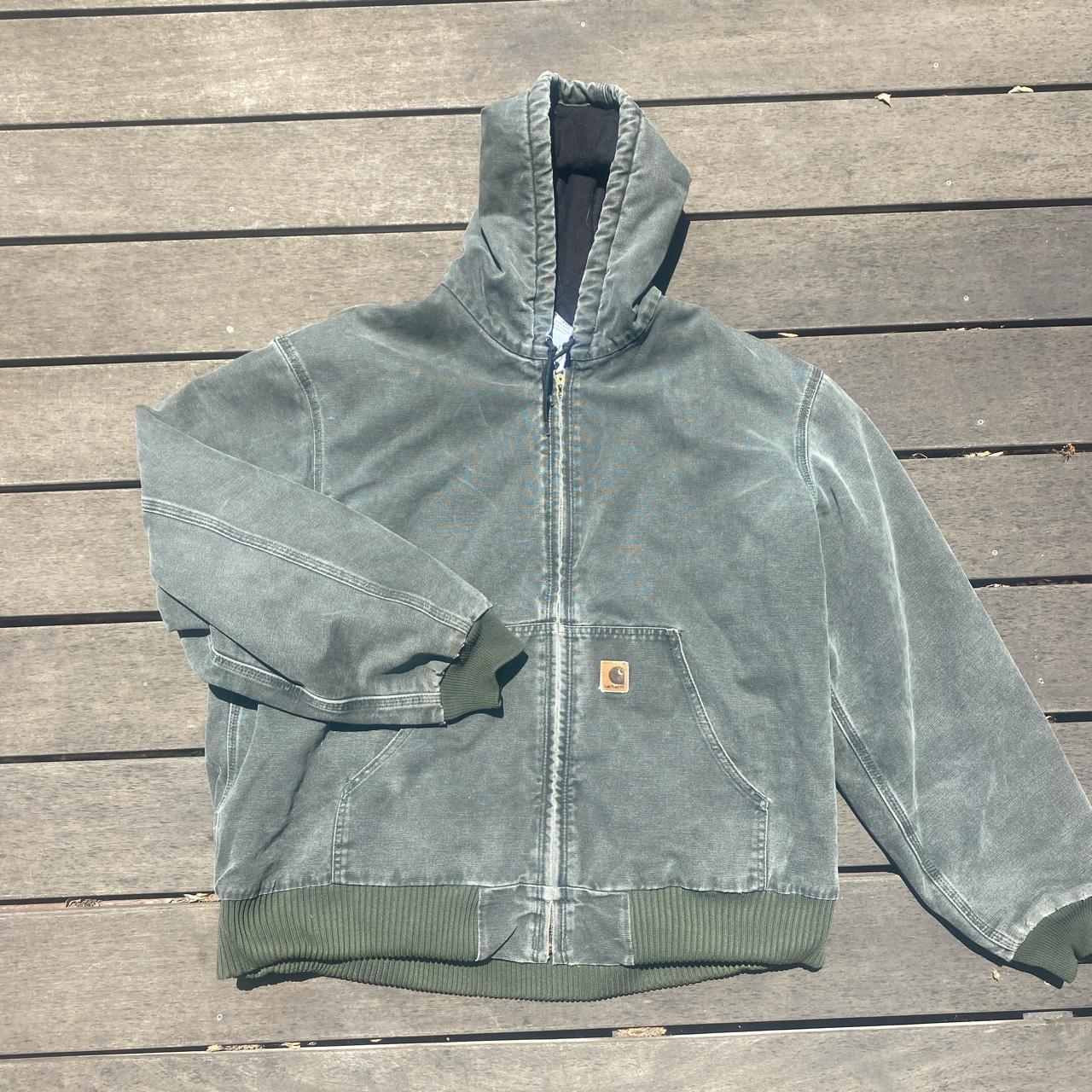 XL vintage moss green carhartt jacket hoodie Thick... - Depop