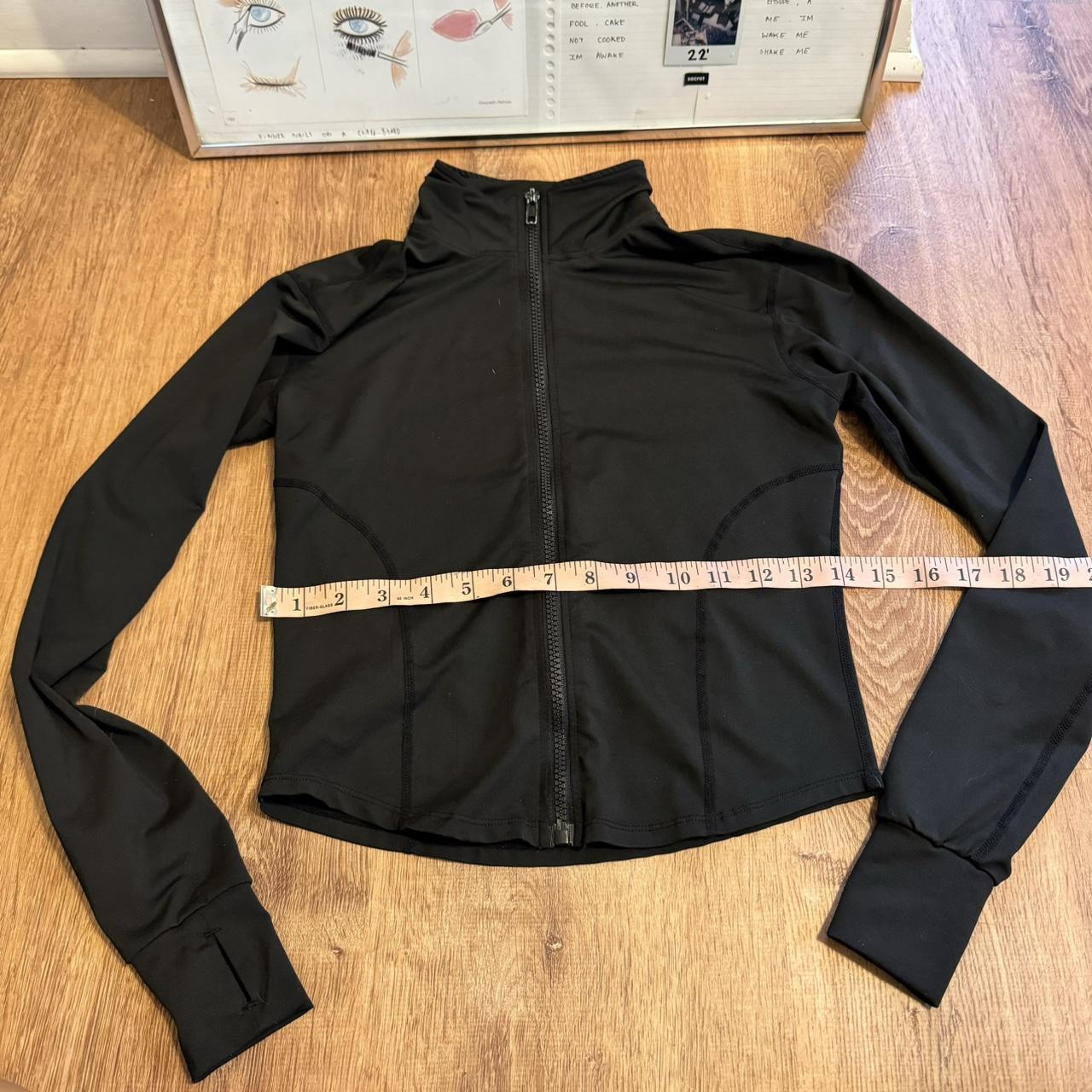 Like lulu lemon bbl jacket it has no tag only says... - Depop