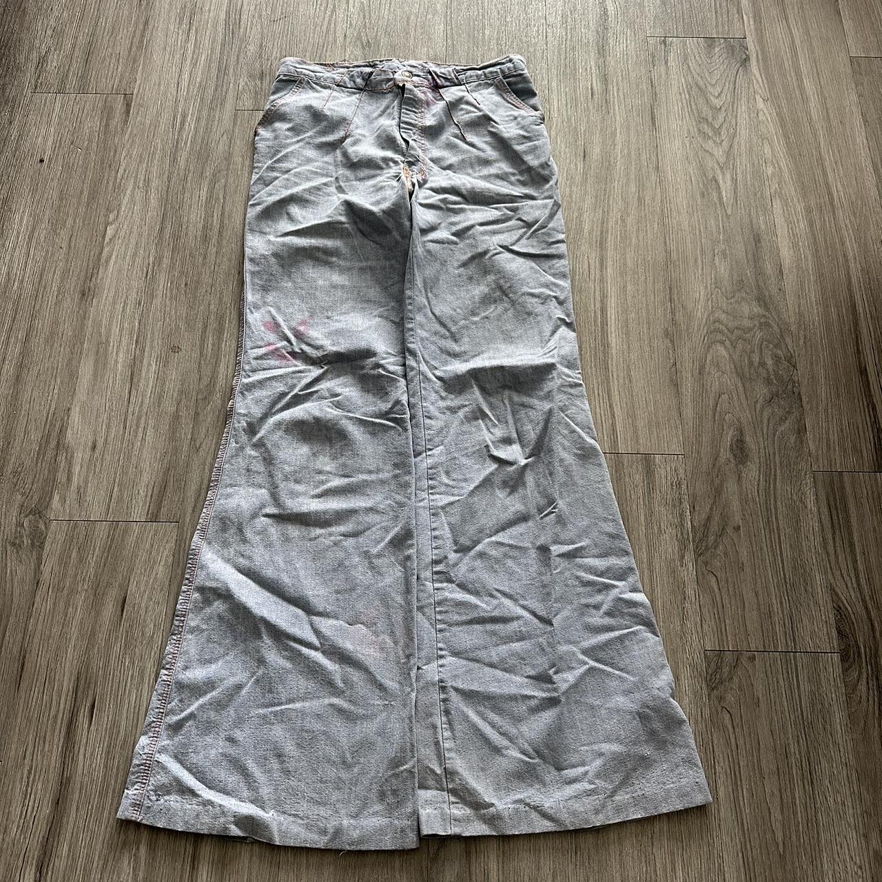 12’ inch opening 1970s Bell Bottoms Tagged 29x32 - Depop