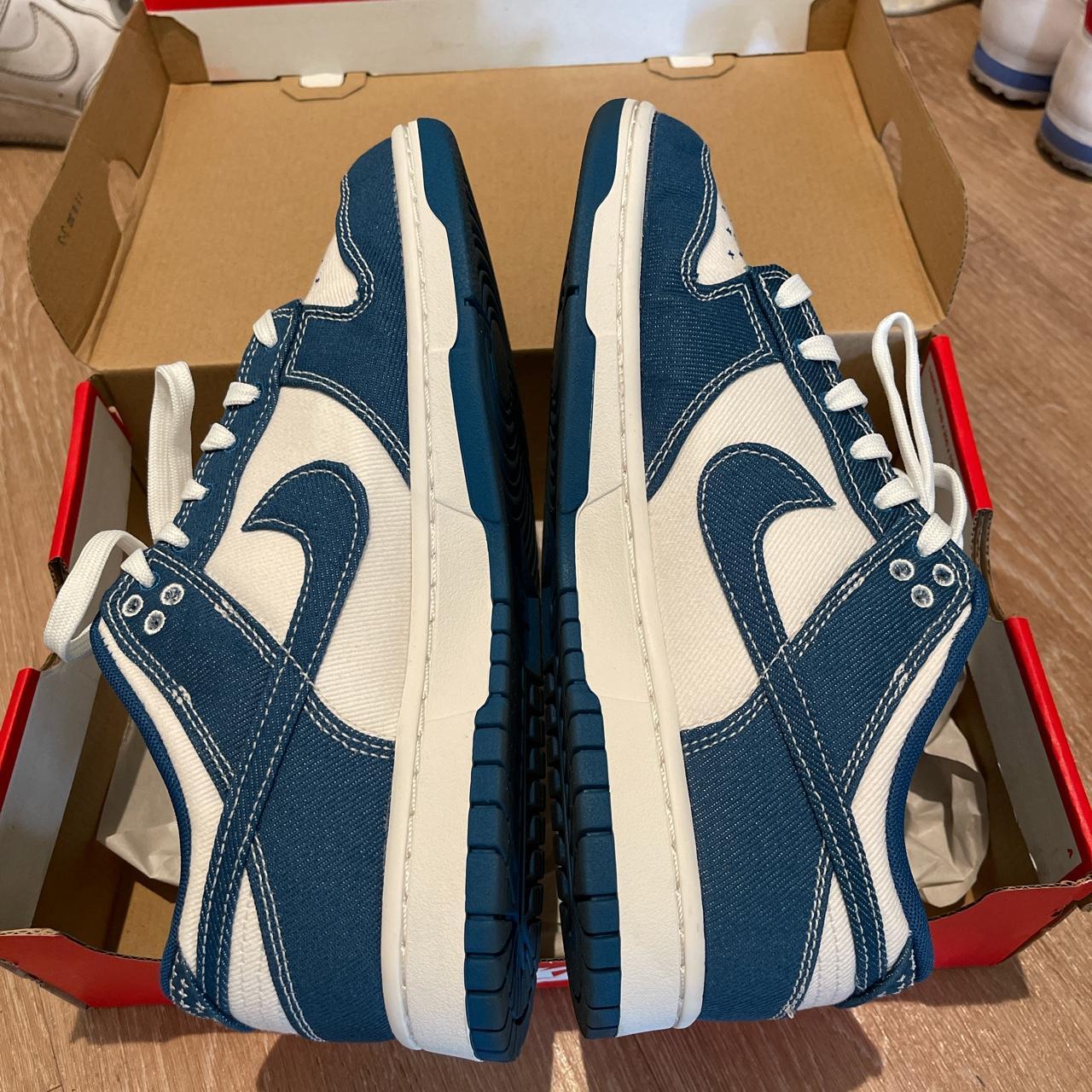 Nike Men's Blue Trainers | Depop