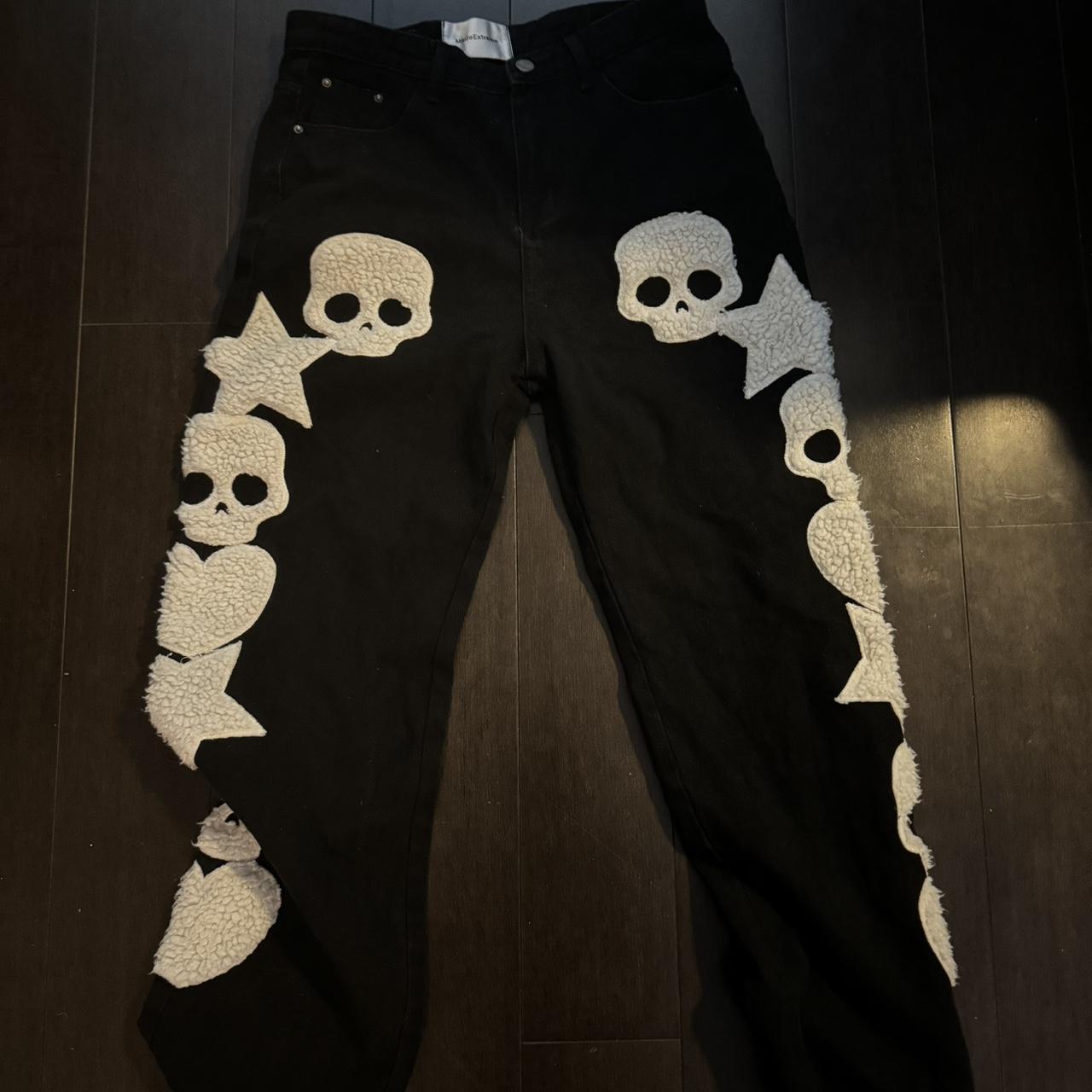 skull pants they hard, send offers - Depop