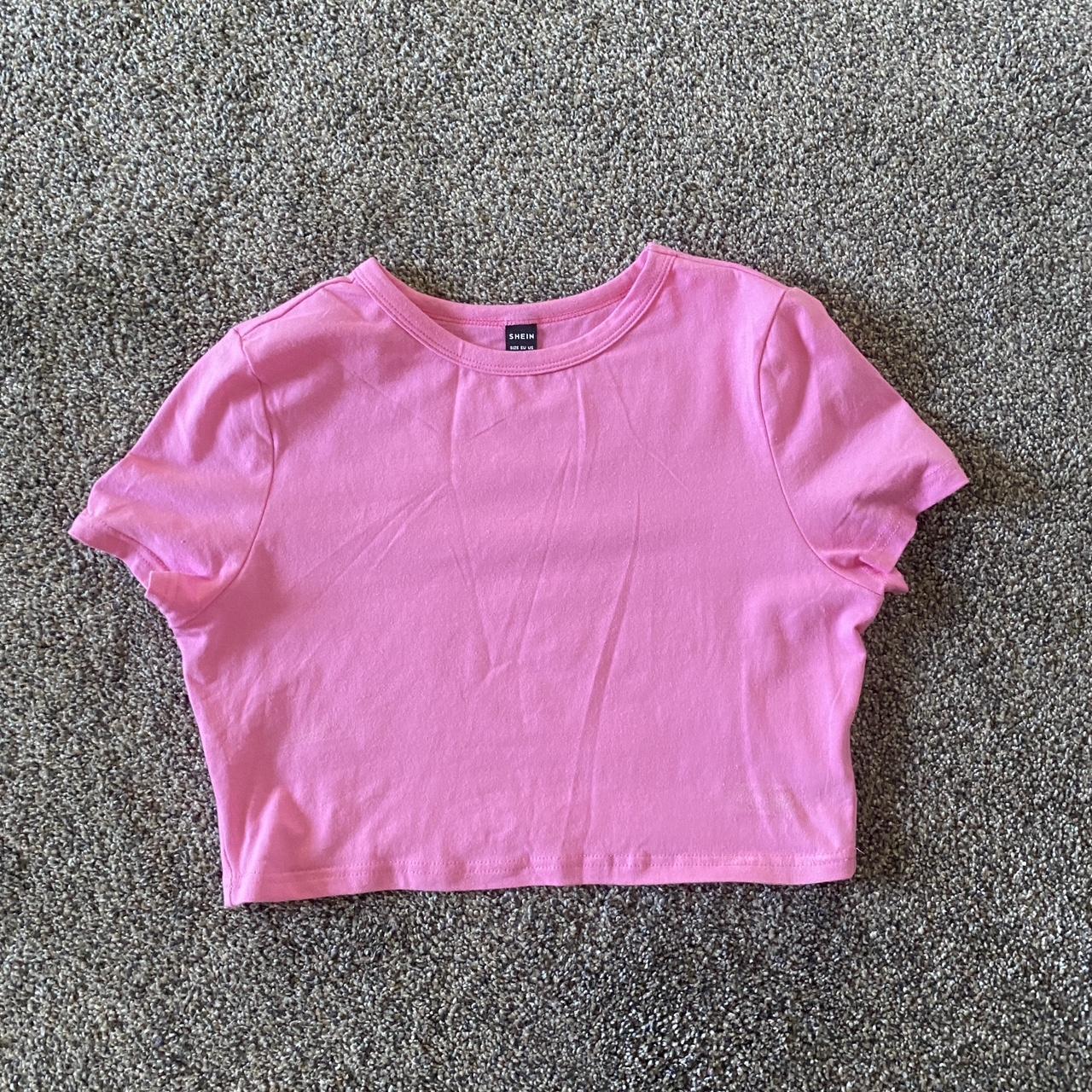Cropped hot pink tshirt Size M - Depop
