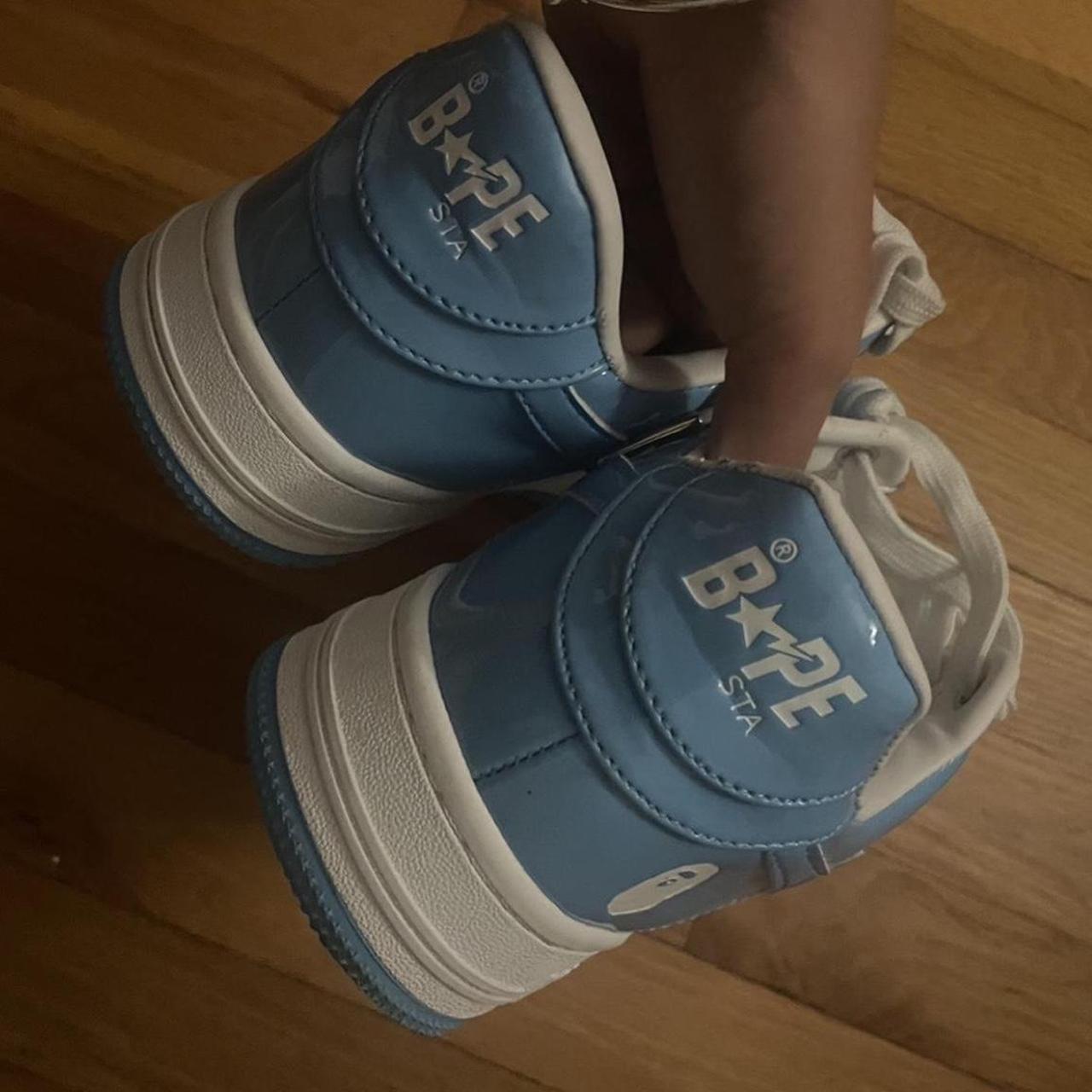 BAPES SIZE WOMENS 8.5/MENS 7 ONLY WORN A FEW TIMES - Depop