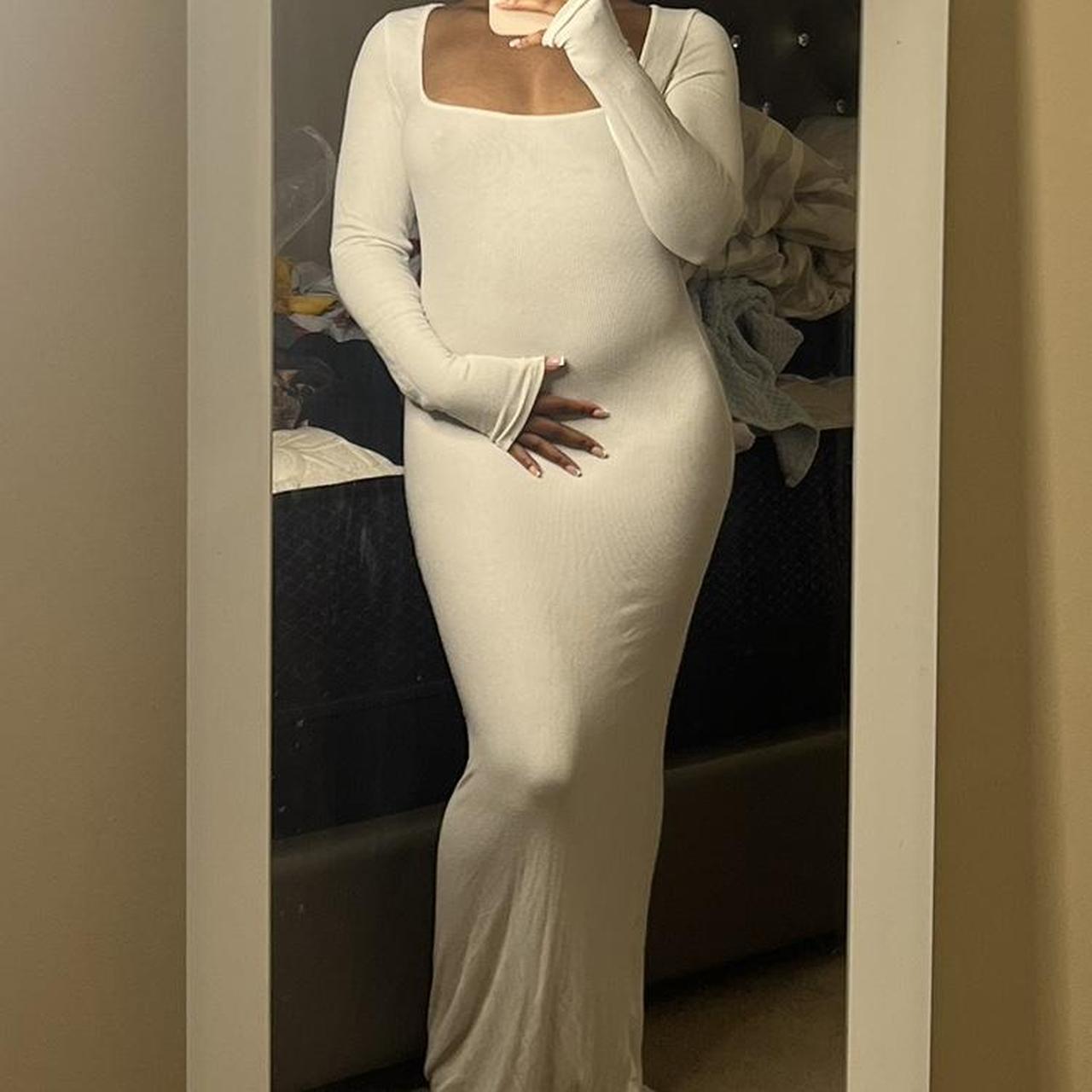 skims long sleeve dress ♡ true to size ♡ stretchy... - Depop