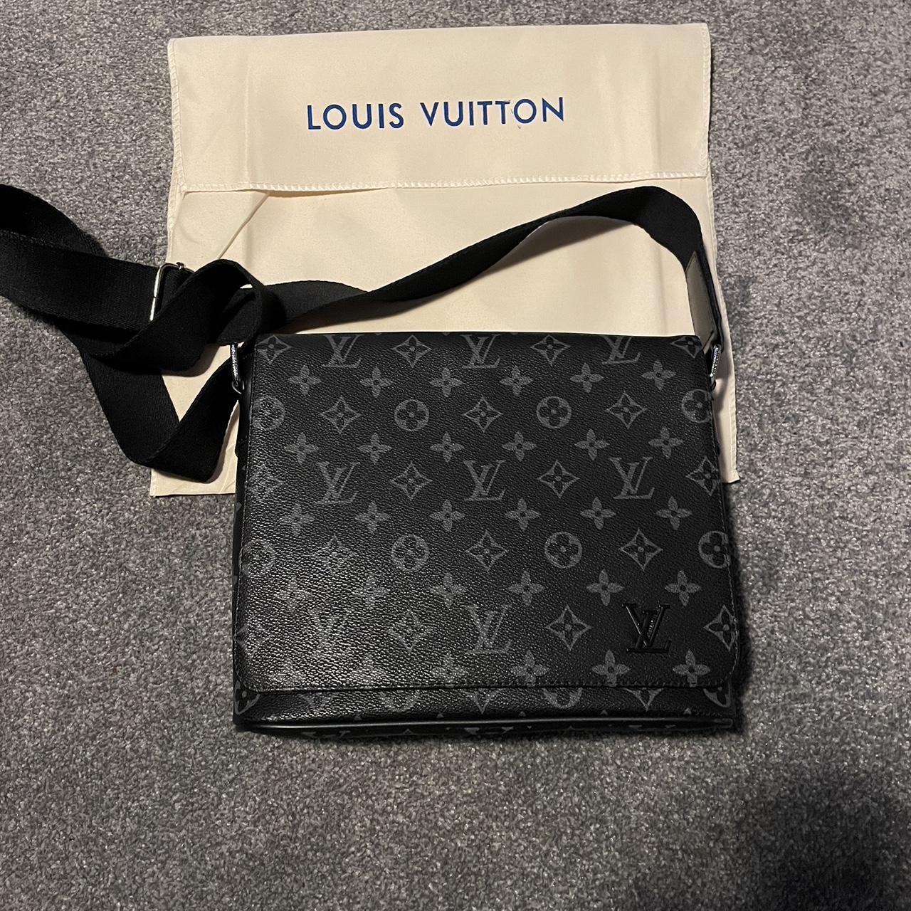 Louis Vuitton Men's Black Bag | Depop
