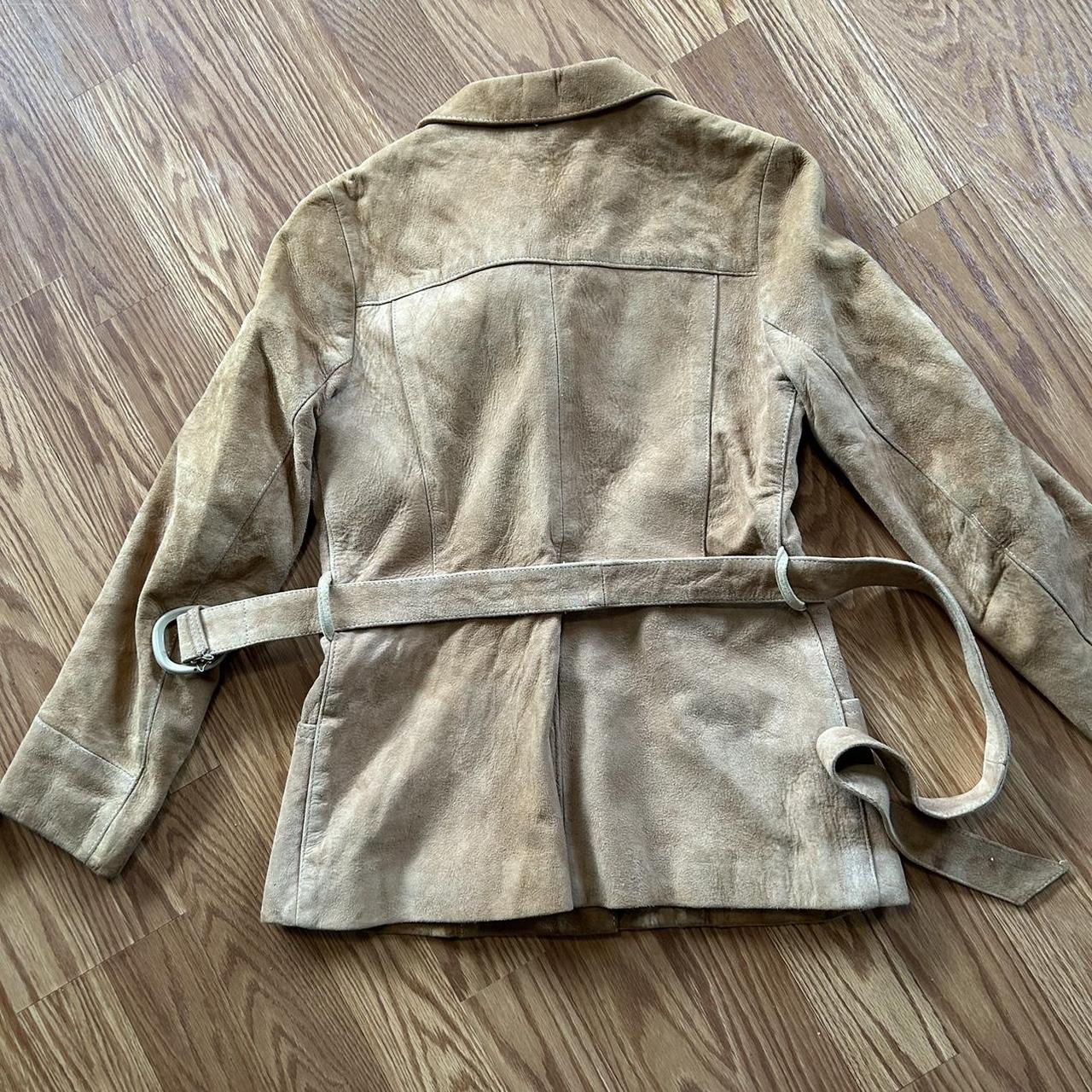 tan suede coat 🤎 ⭐️ super cute long collared suede... - Depop
