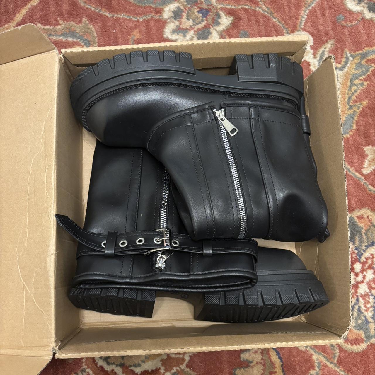 brand new never been worn asyllum boots size 9... | Depop
