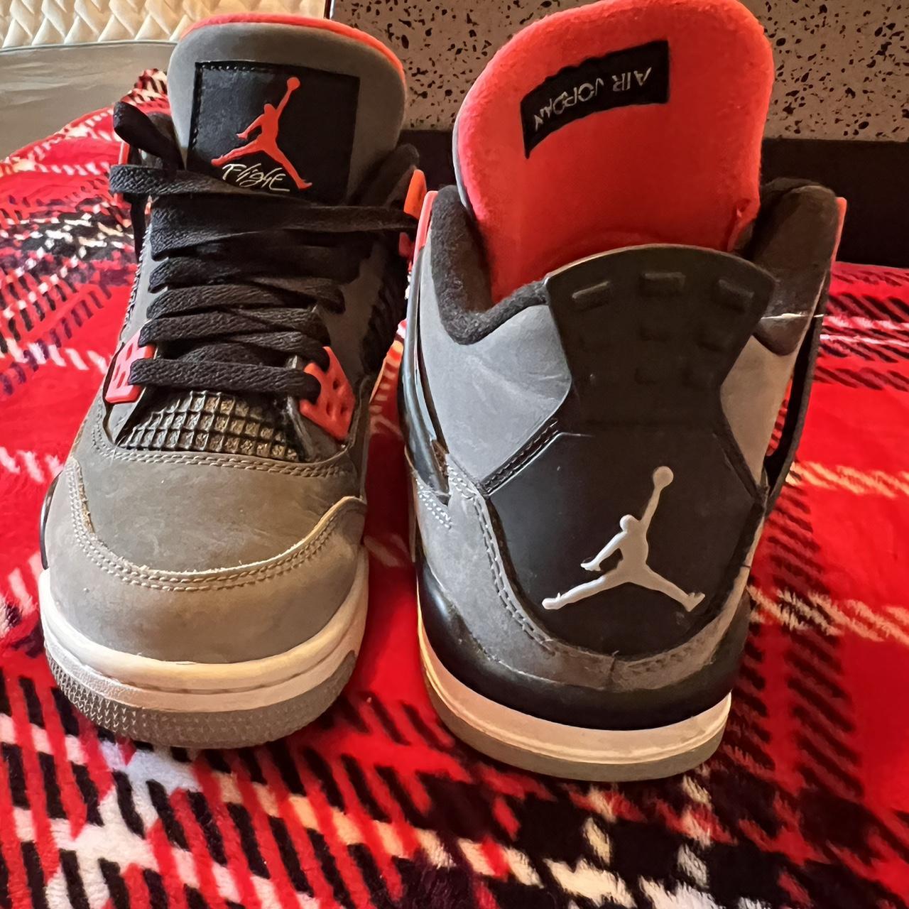 Jordan Women's Black and Red Trainers | Depop