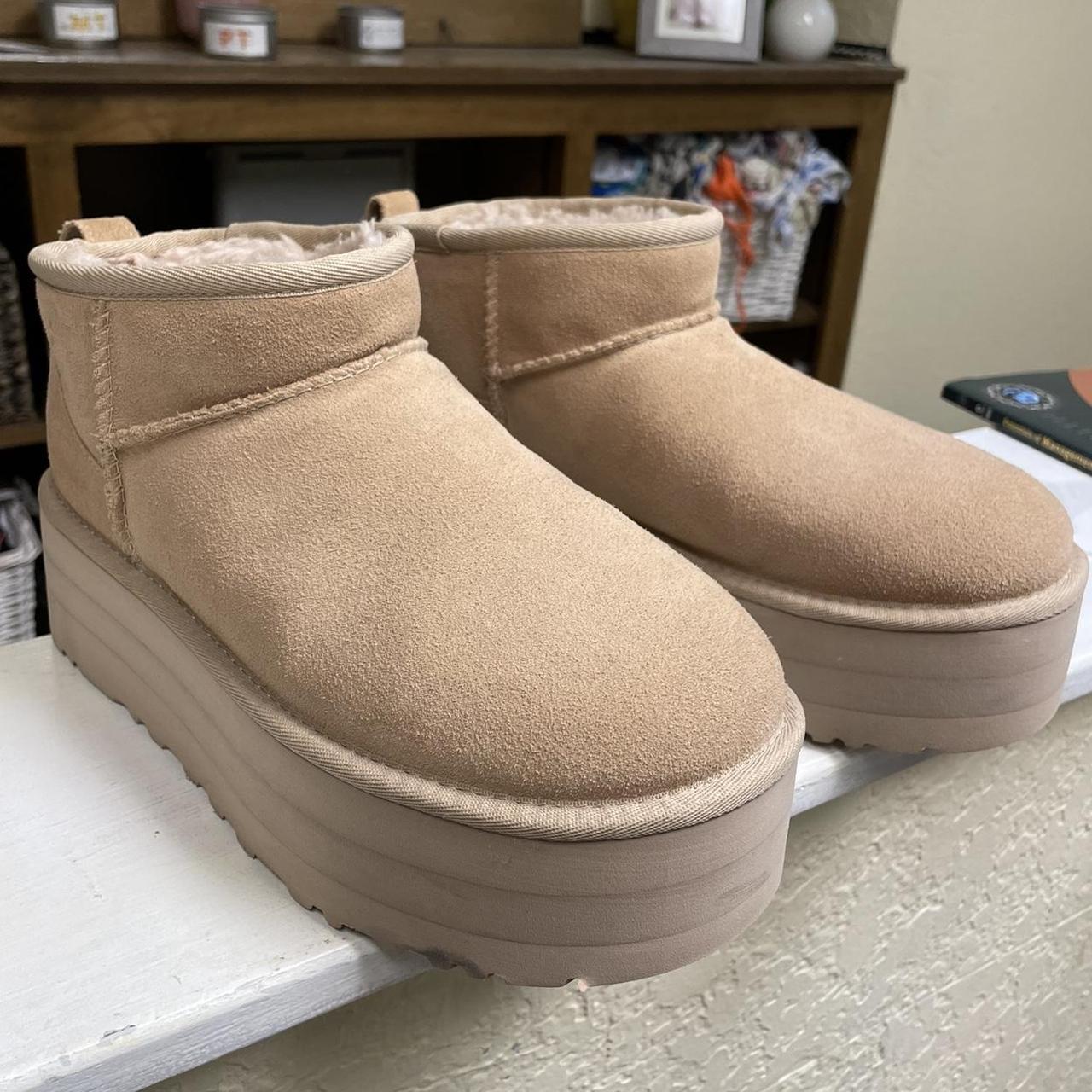 Classic mini ultra uggs size 8 eur 38! Fits true to... - Depop