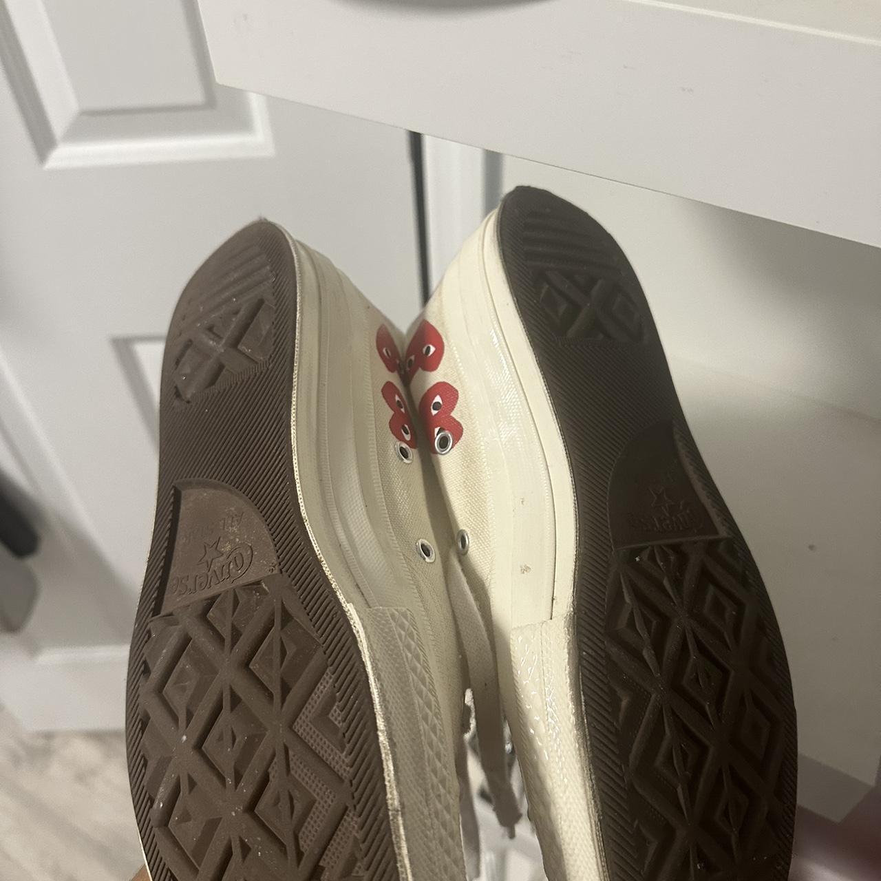 Comme des Garçons Play Men's Cream and Red Trainers | Depop