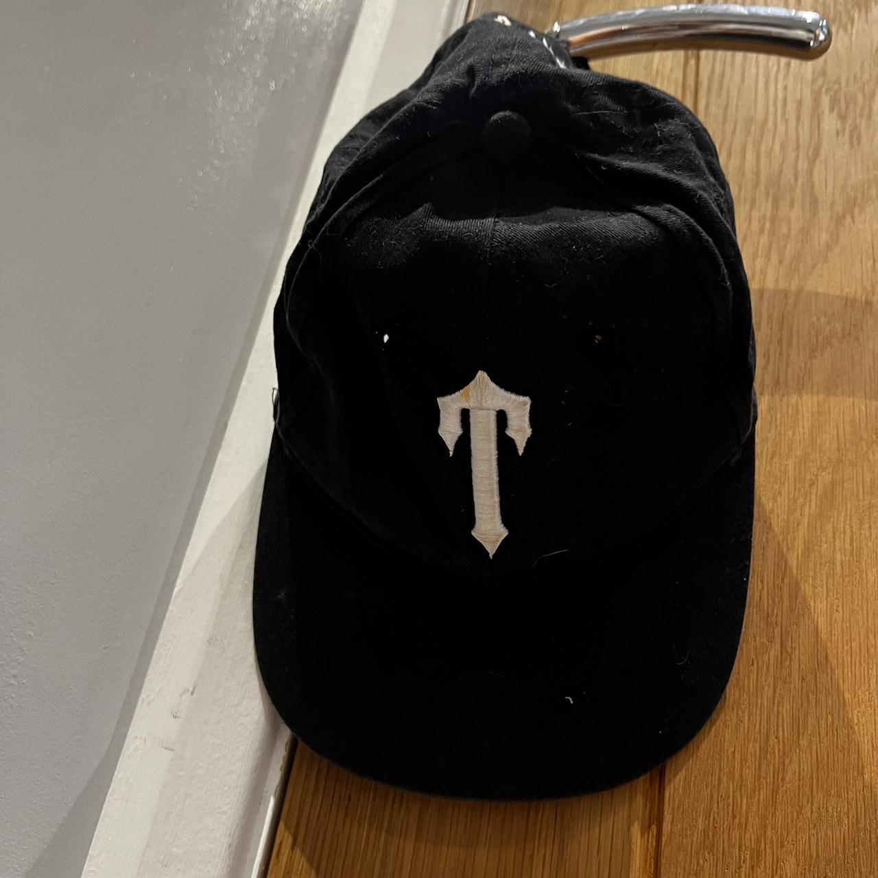 Trapstar black and white Hat - Depop