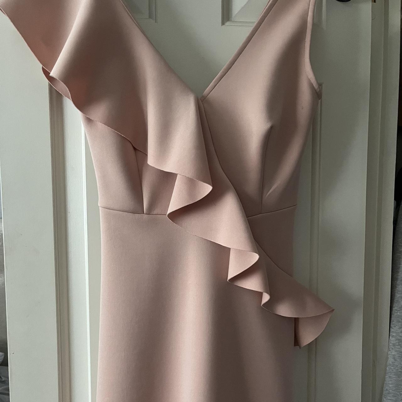 beautiful pale pink new look dress about mid length... - Depop