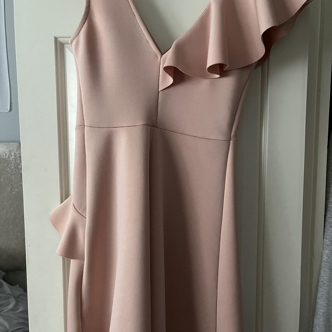 beautiful pale pink new look dress about mid length... - Depop