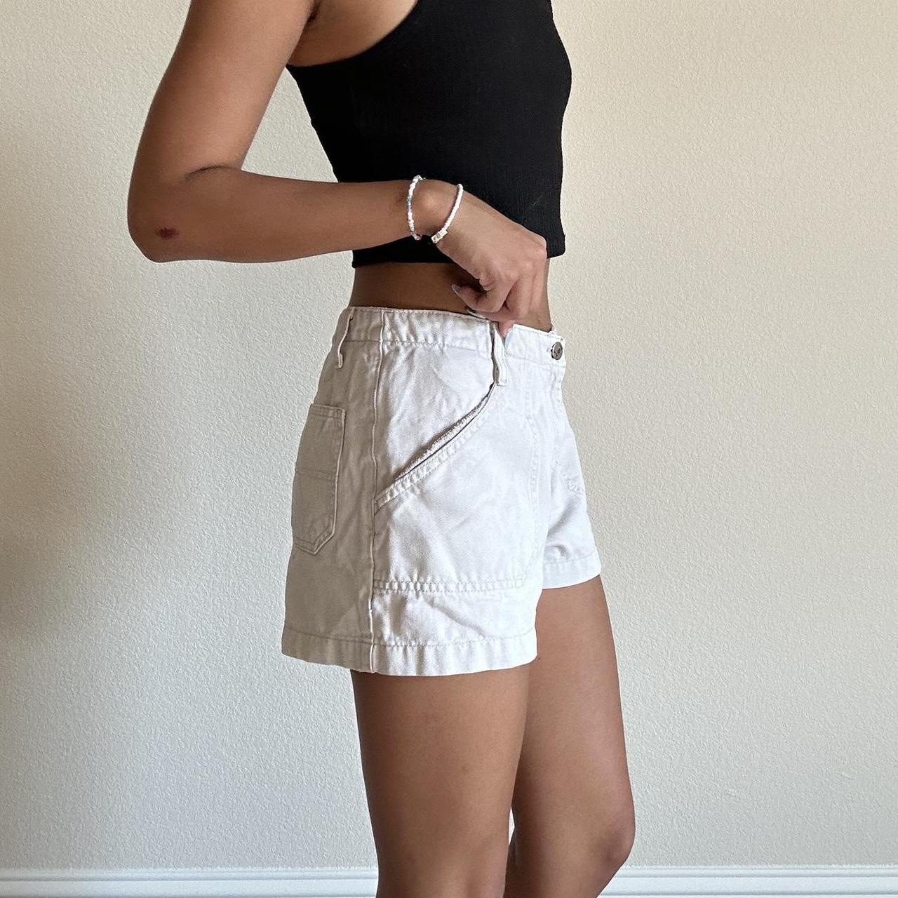 l.e.i cargo style shorts 🤍 labeled size 7 for... - Depop