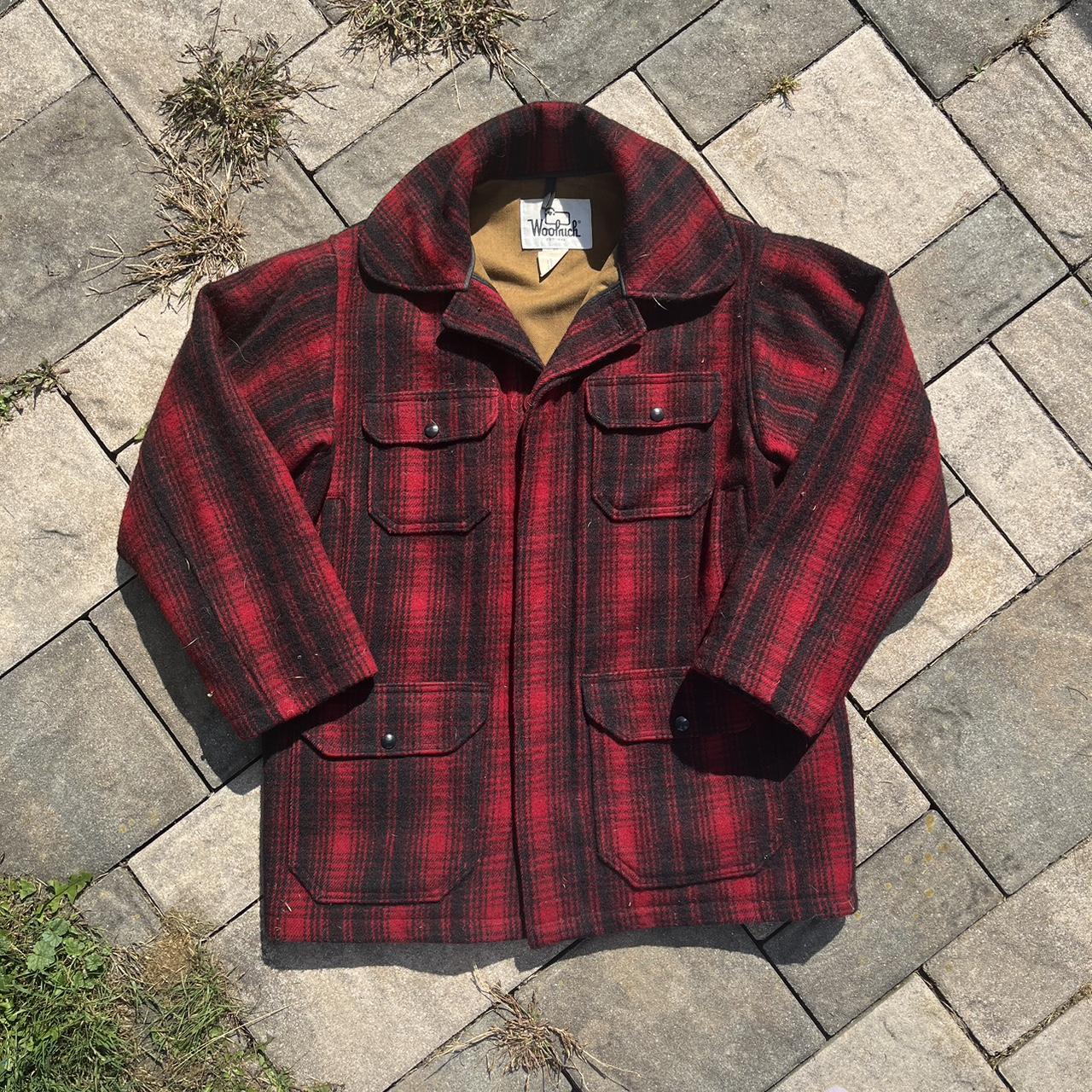 woolrich flannel jacket size 40 or fits like a M - Depop